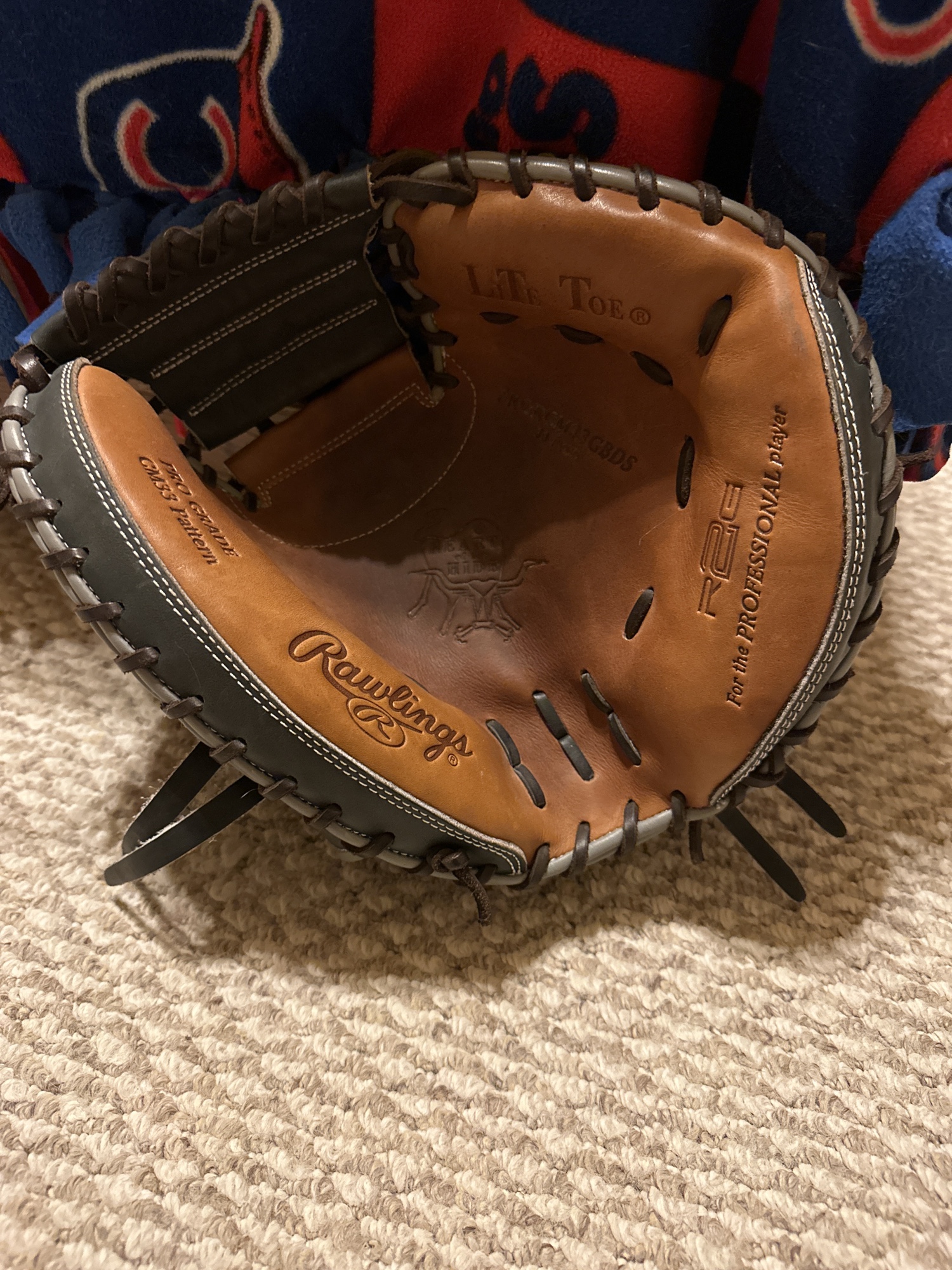 Used Catcher's 33" Heart of the Hide Baseball Glove | SidelineSwap