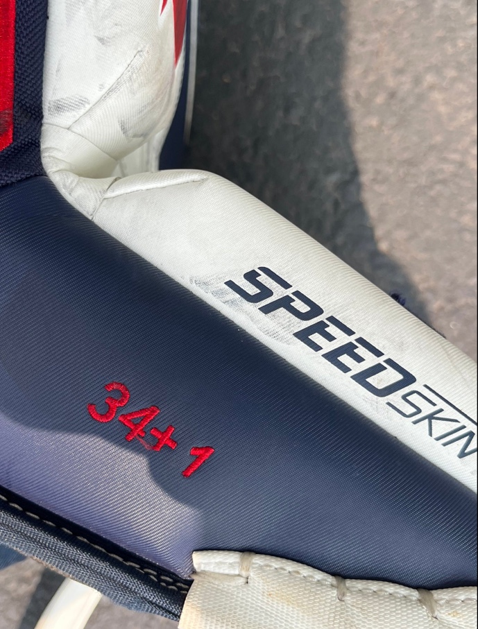 34 + 1 Pro Stock Extreme Flex 4 Leg Pads | SidelineSwap