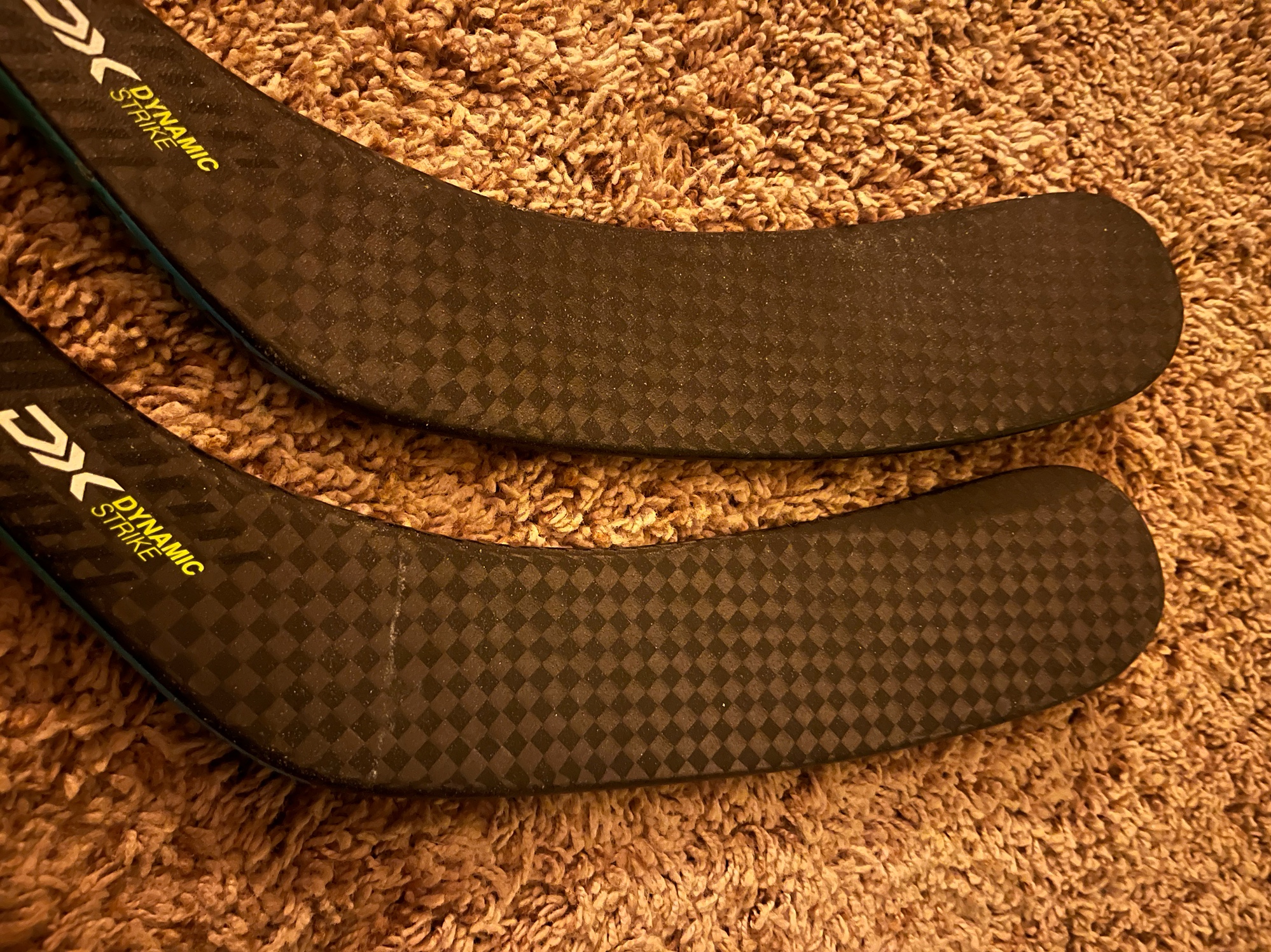 2 pk. Pro stock Auston Matthews Alpha DX LH hockey sticks 80 flex ...