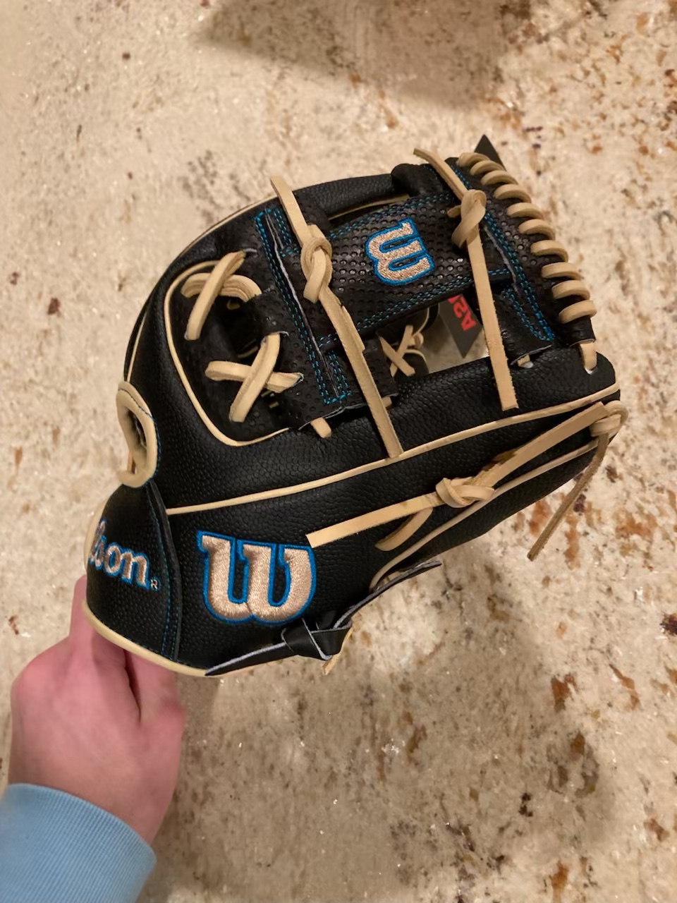 New 2022 Wilson A2000 Infield Baseball Glove 11.5 | SidelineSwap