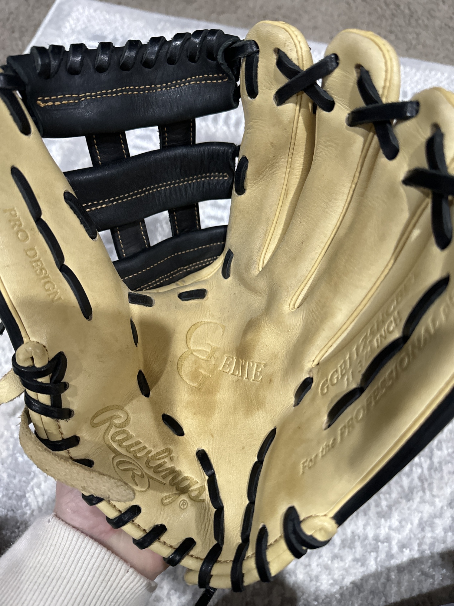 Rawlings GG Elite 11.75” Baseball Glove - Great Shape | SidelineSwap