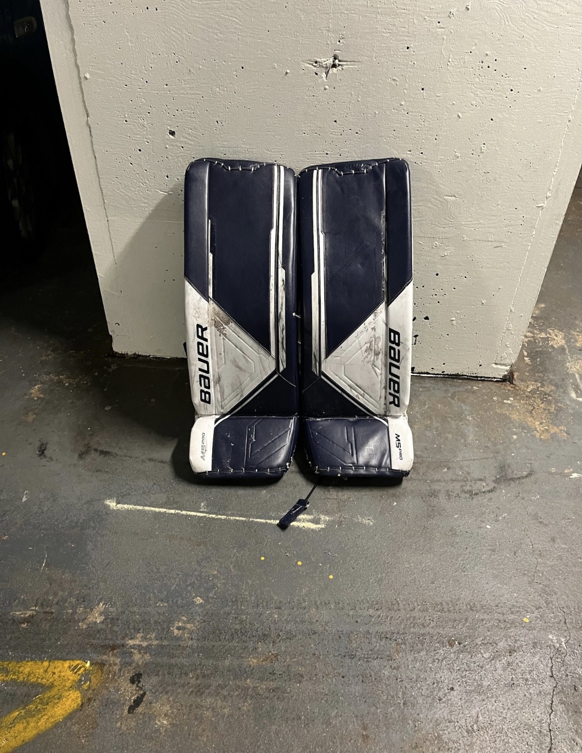Small Bauer Supreme M5 Pro Goalie Leg Pads | SidelineSwap