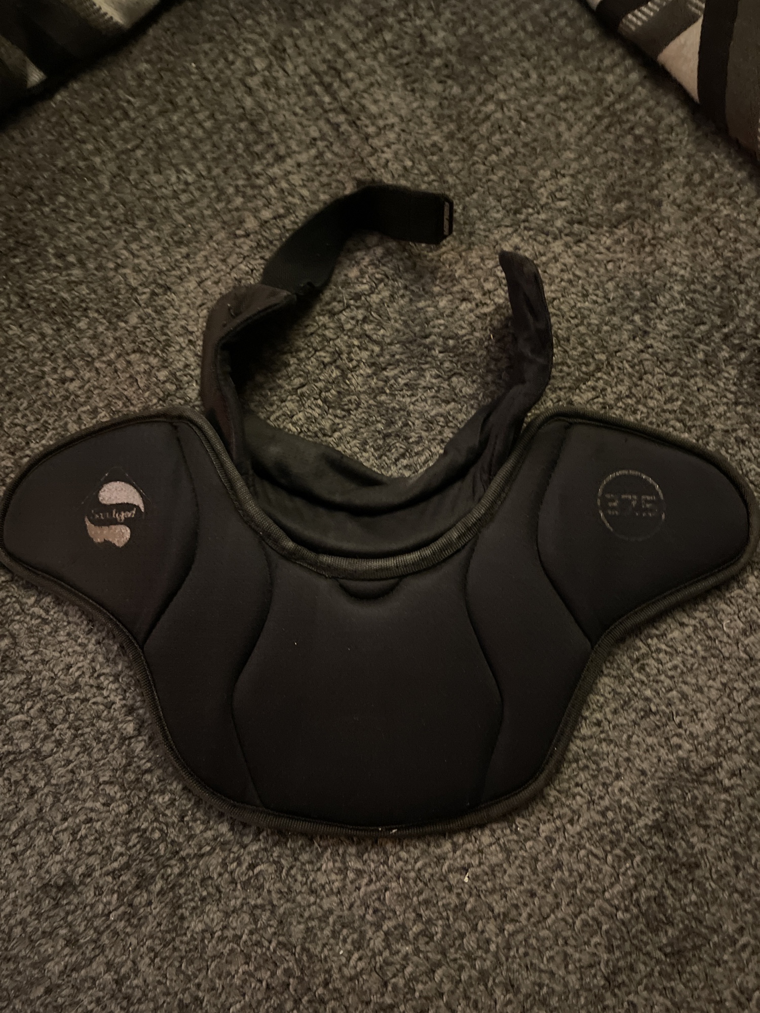 Senior Bauer Supreme Goalie Neck Guard | SidelineSwap