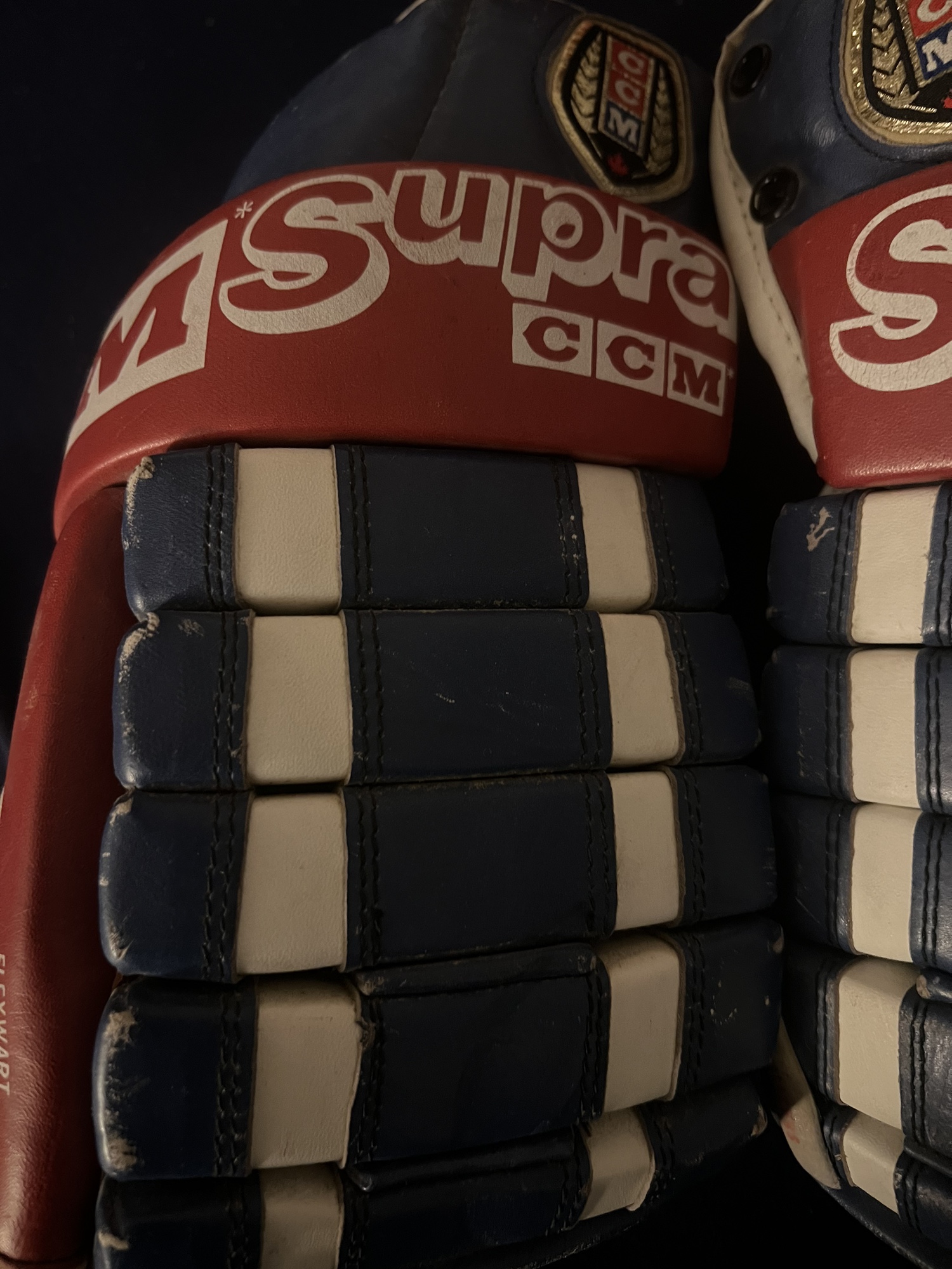 CCM supra, Pro Stock, hockey gloves, New York, rangers | SidelineSwap
