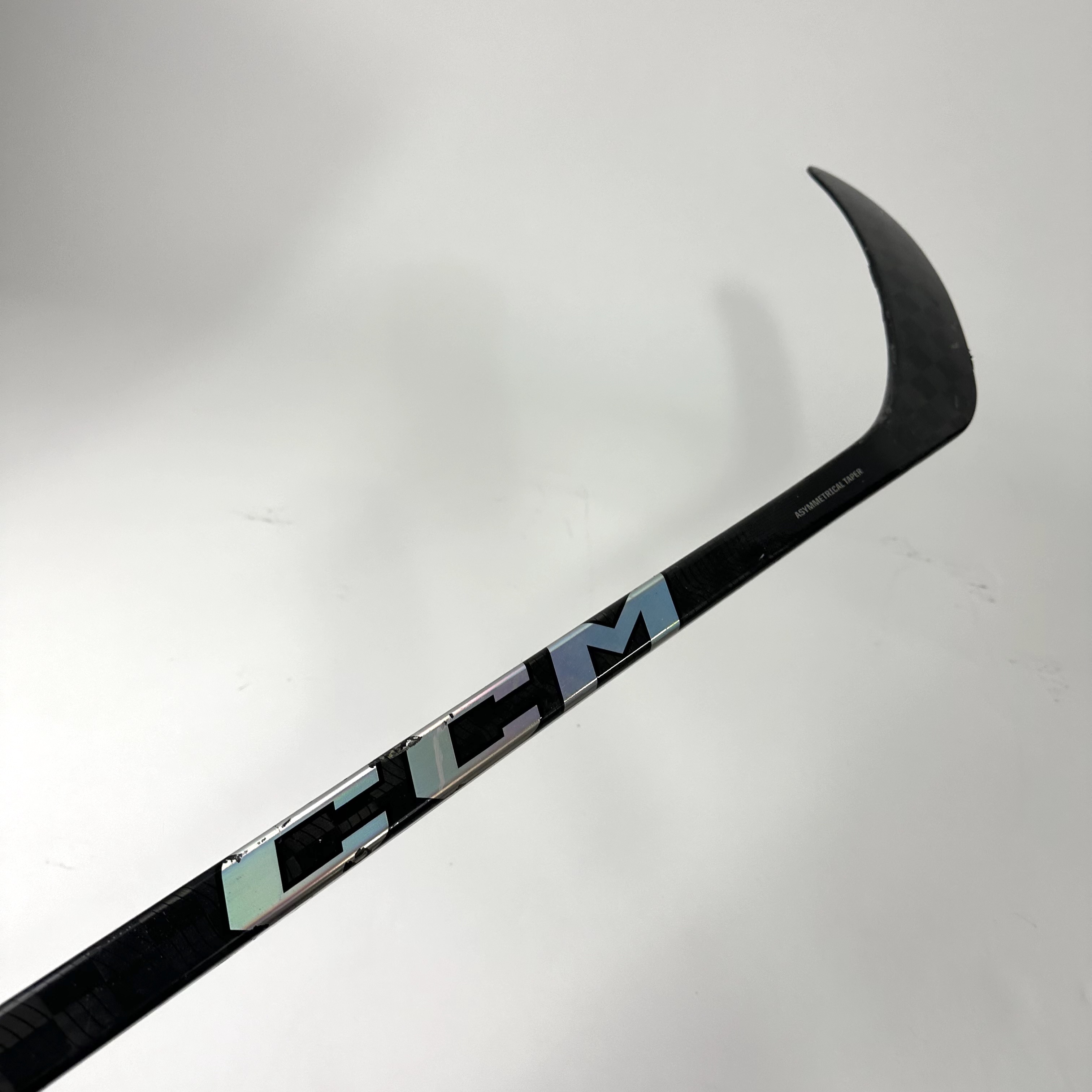 Used Right CCM Ribcor Trigger 8 Pro 100 Flex P90M Curve Grip | Q553 ...