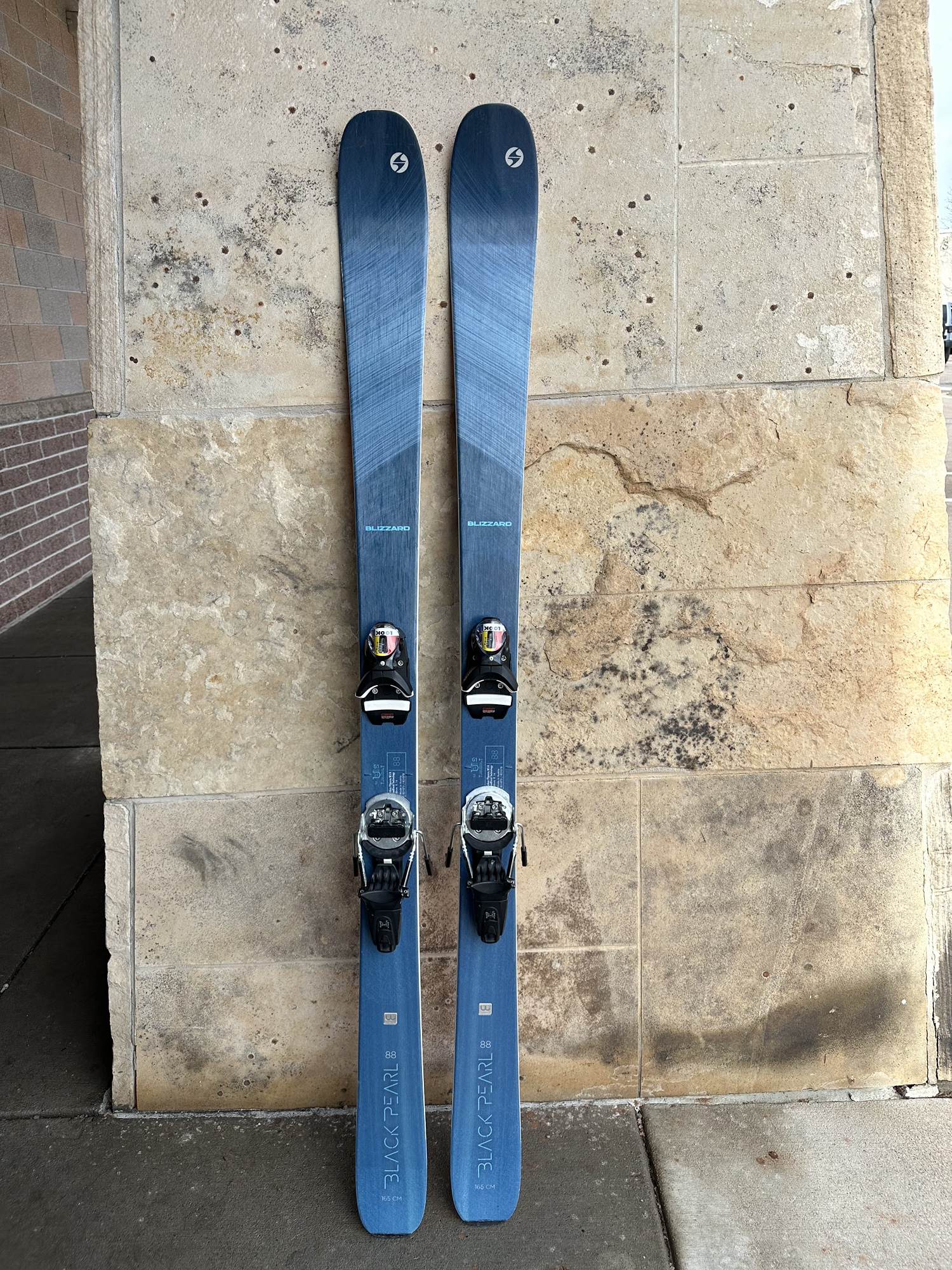Women's Blizzard Black Pearl 88 (165) With Look Pivot 12 Bindings ...