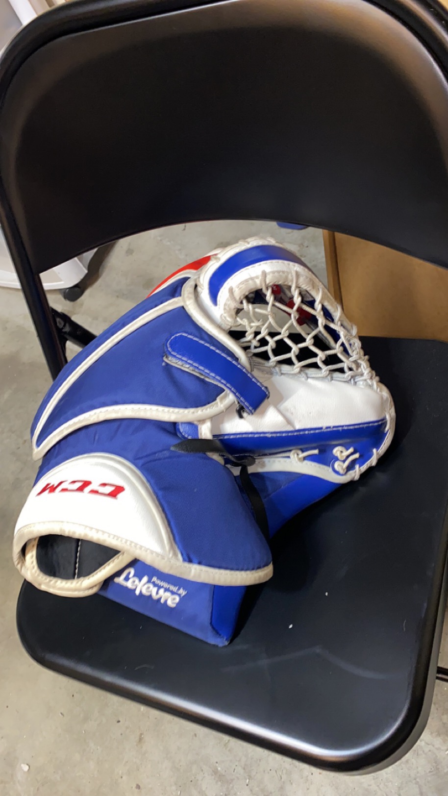 Ccm retro flex Glove And Blocker Set | SidelineSwap