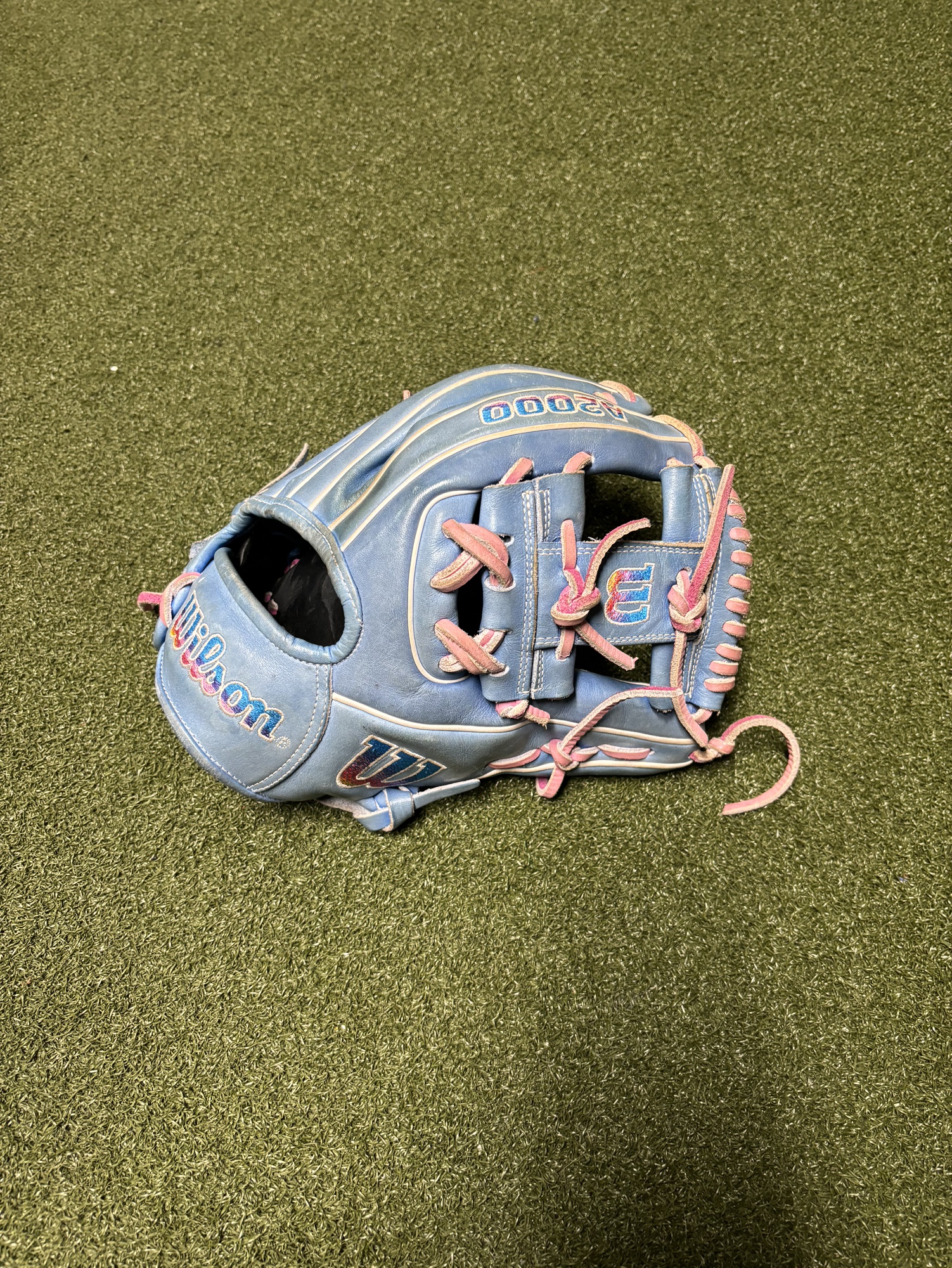 Wilson A2000 Autism Baseball Glove | SidelineSwap