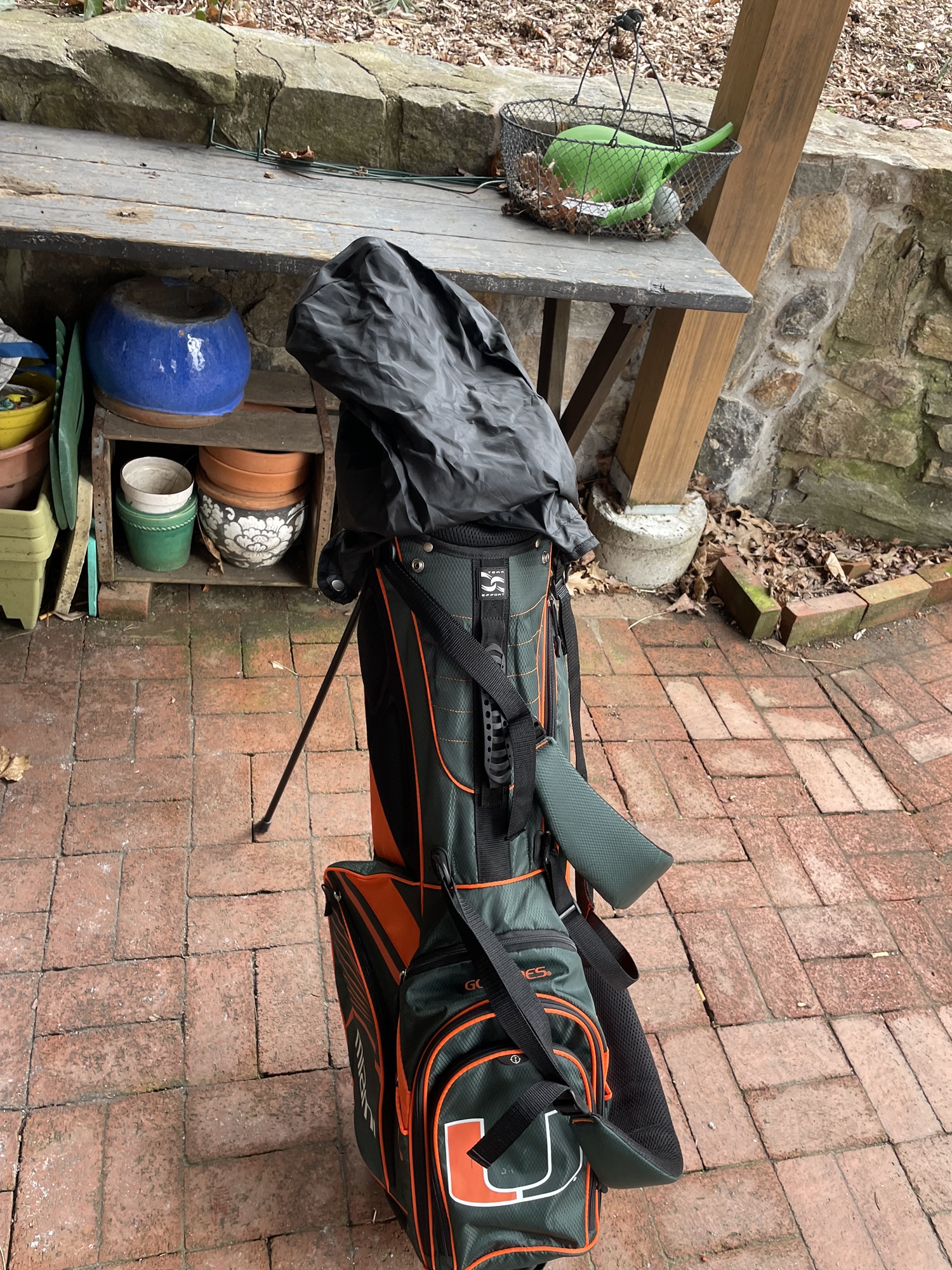 TaylorMade Golf Bag UMIAMI FREE SHIPPING | SidelineSwap