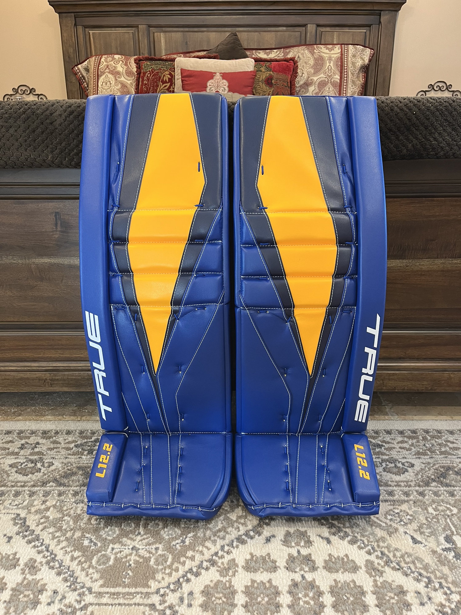 Custom Pro Return True L12.2/PX3 Goalie Set | SidelineSwap