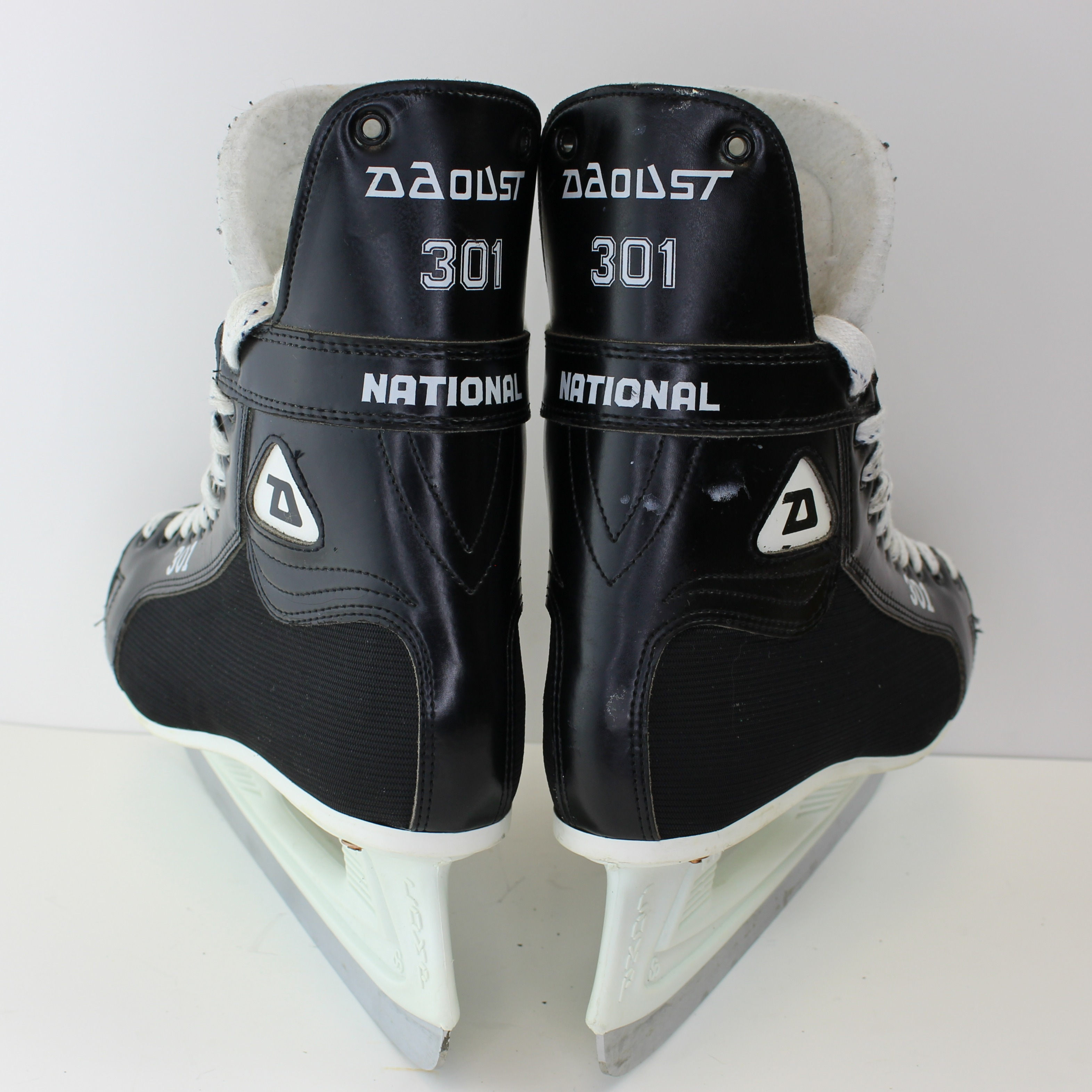 Vintage Senior Used Daoust 301 Hockey Skates 8.5 | SidelineSwap