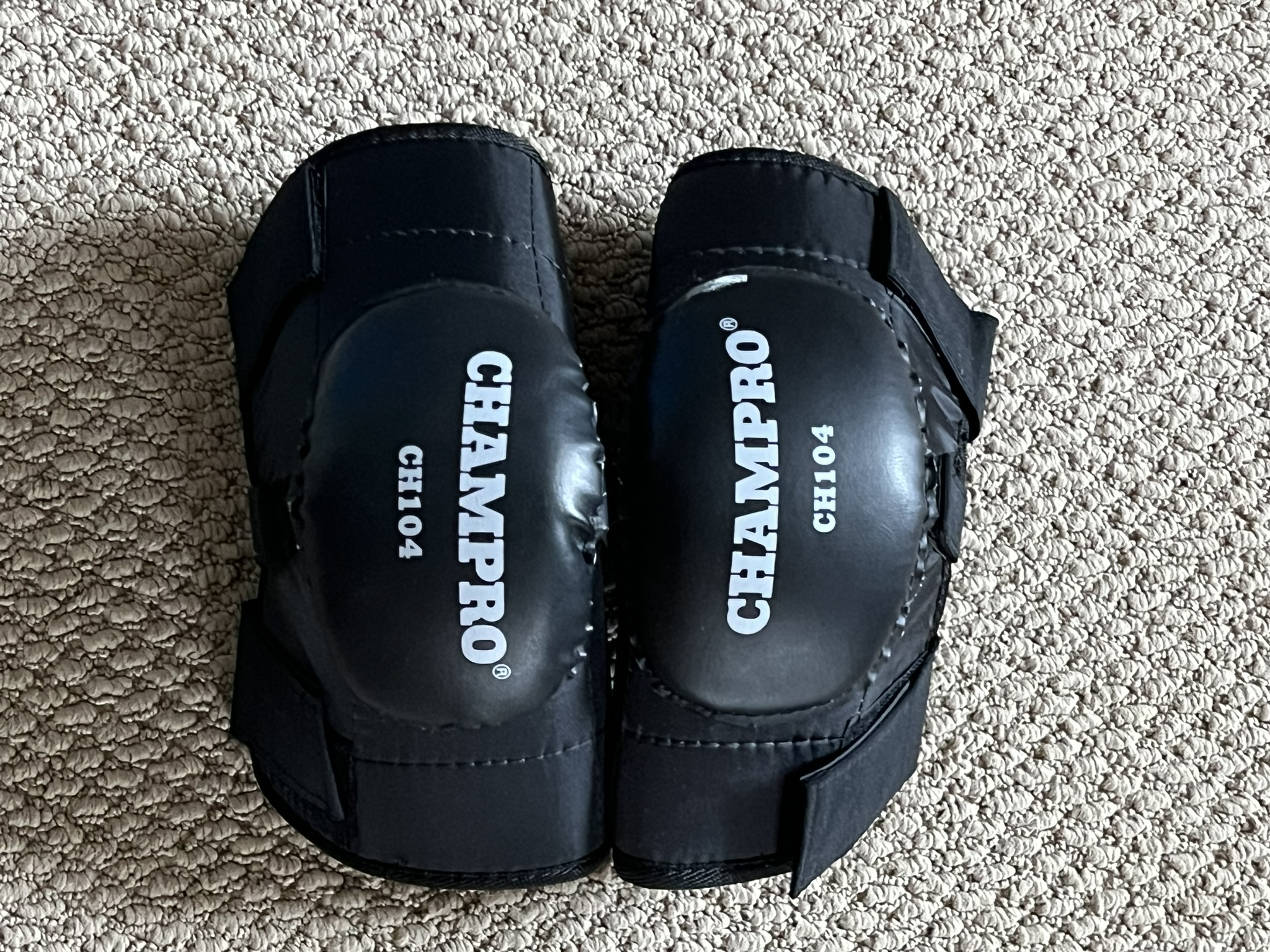 Senior Used Large Champro Elbow Pads | SidelineSwap