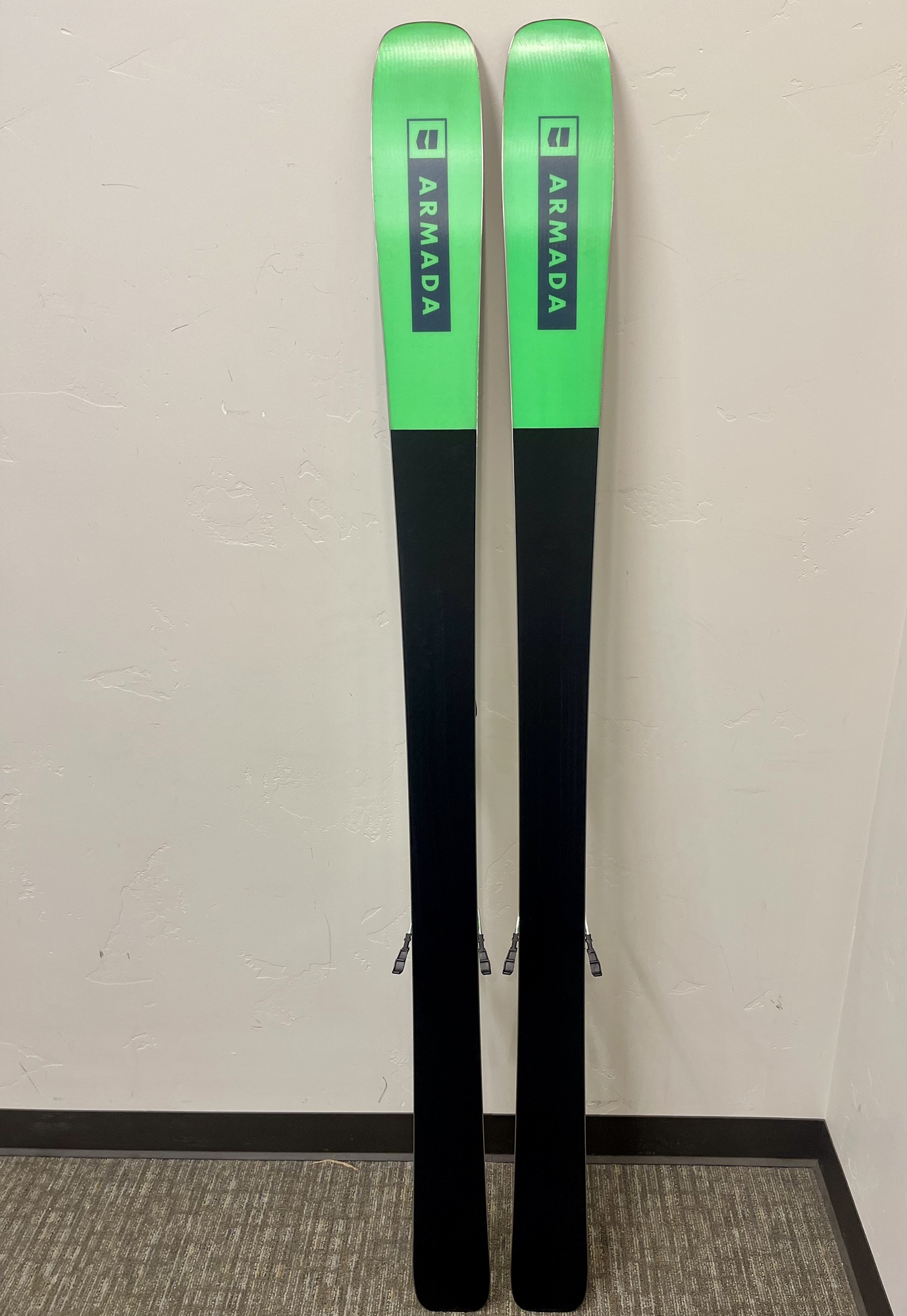 2023 Armada Declivity 92 Ti Skis | SidelineSwap