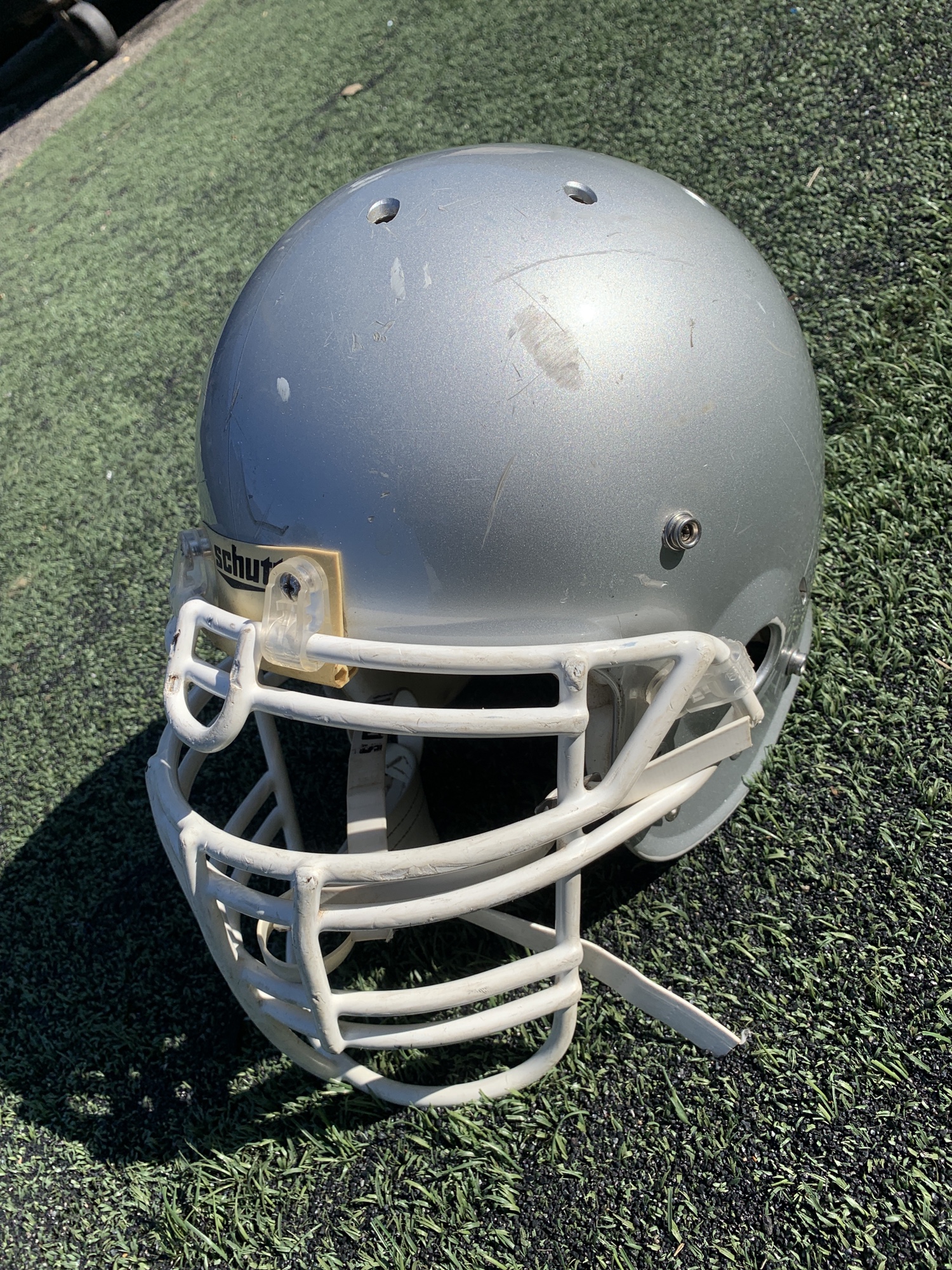 Schutt Football Helmet | SidelineSwap