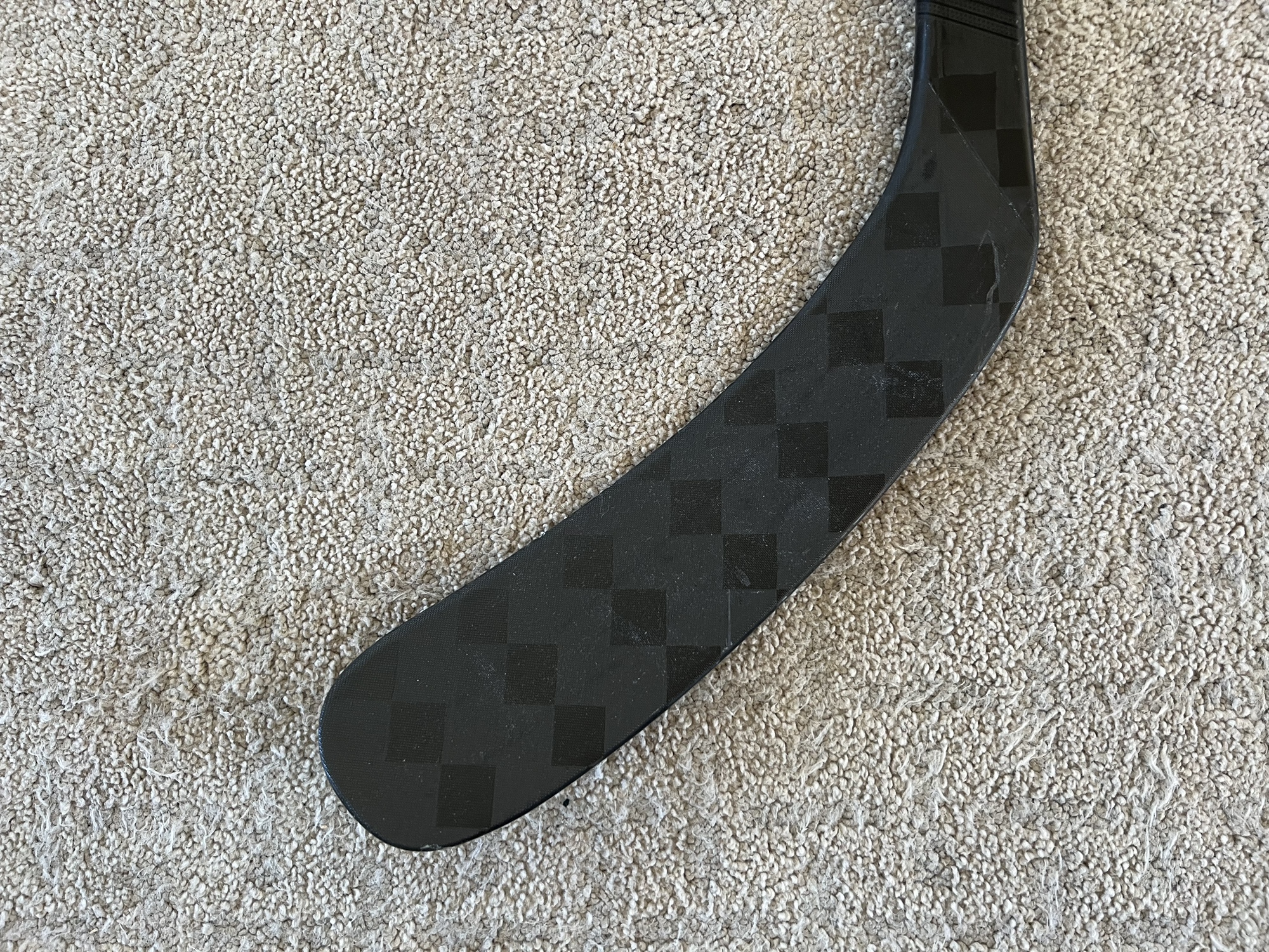 CCM FT Ghost Hockey Stick - Intermediate, Right handed, P29, 55Flex ...