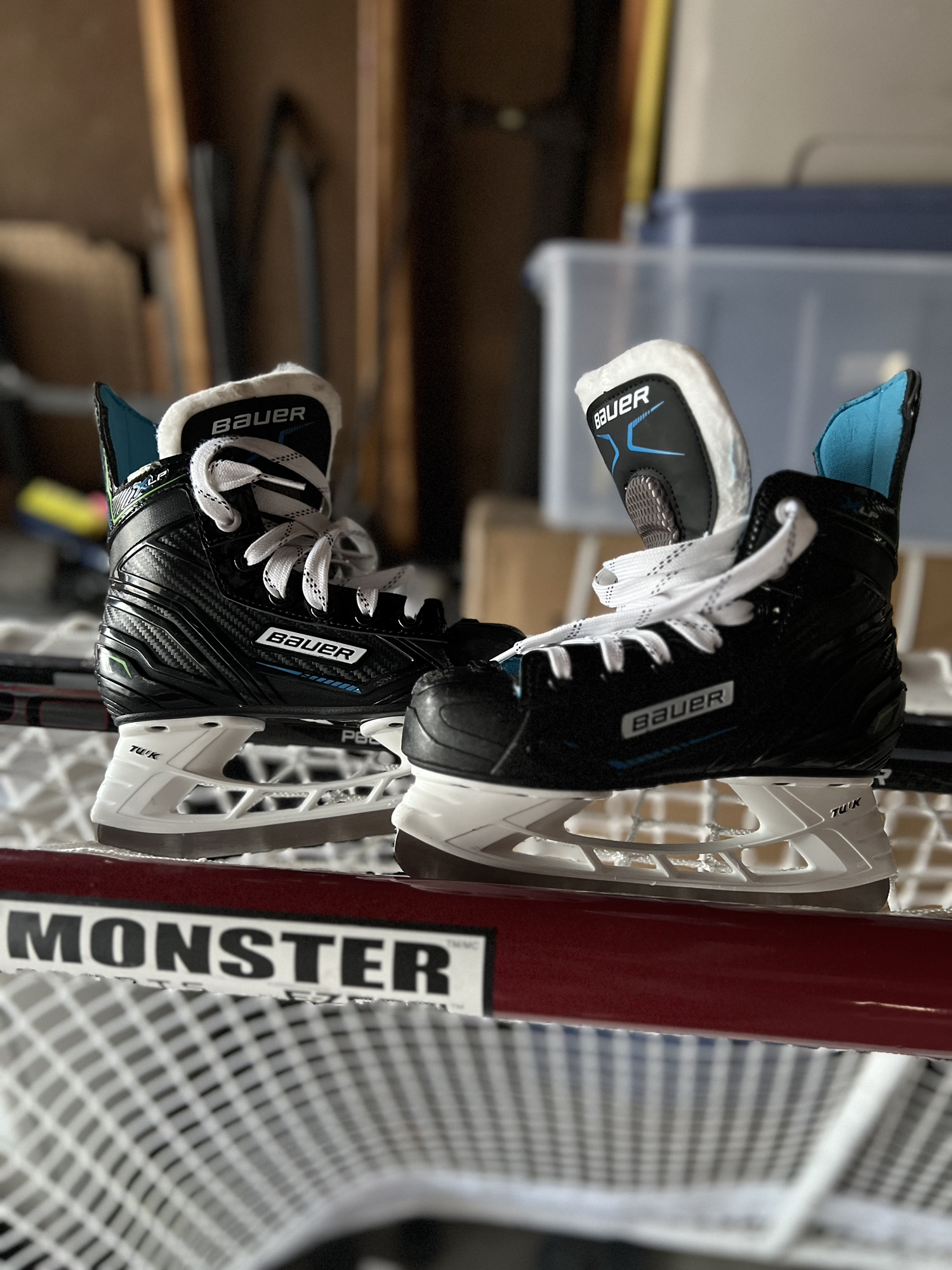 Youth Bauer 12 XLP Hockey Skates | SidelineSwap