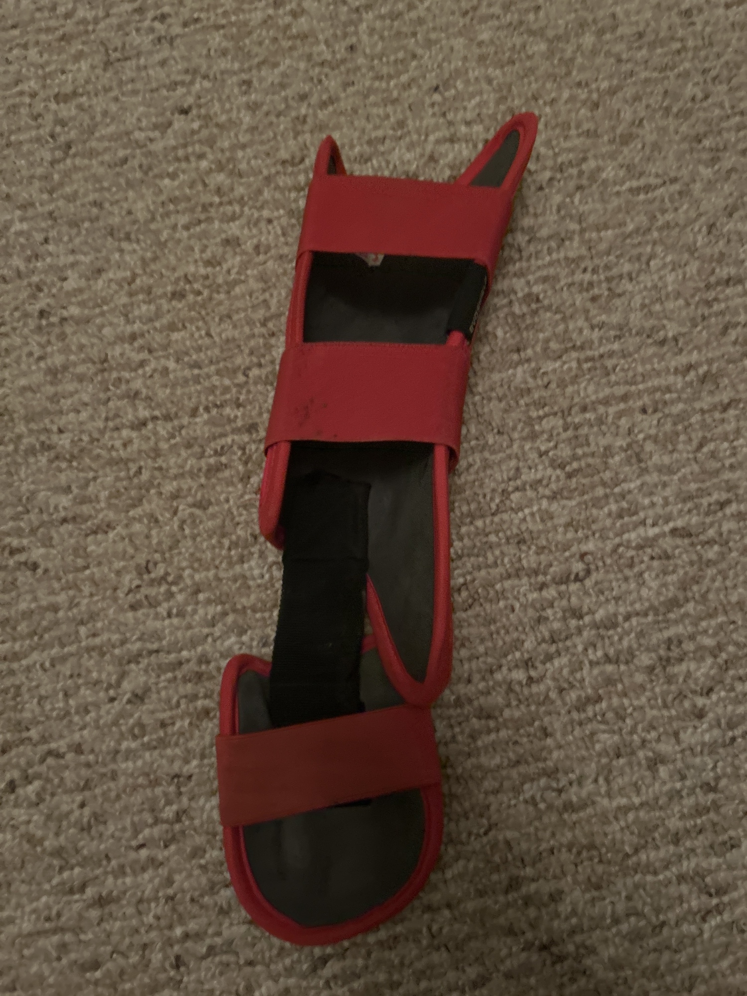 Red New Senior EvoShield Shin Guards Leg guard | SidelineSwap