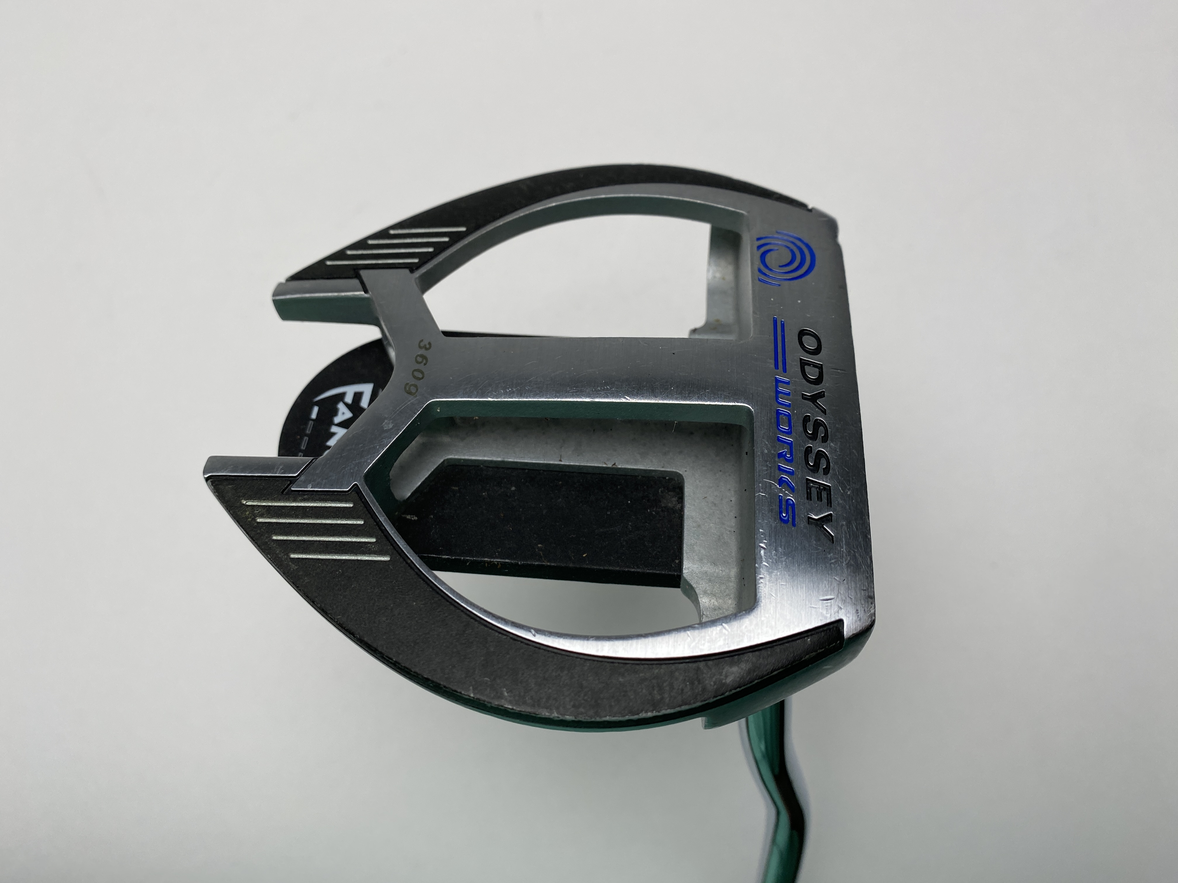 Odyssey Works Versa 2-Ball Fang Putter 35" Mens RH | SidelineSwap