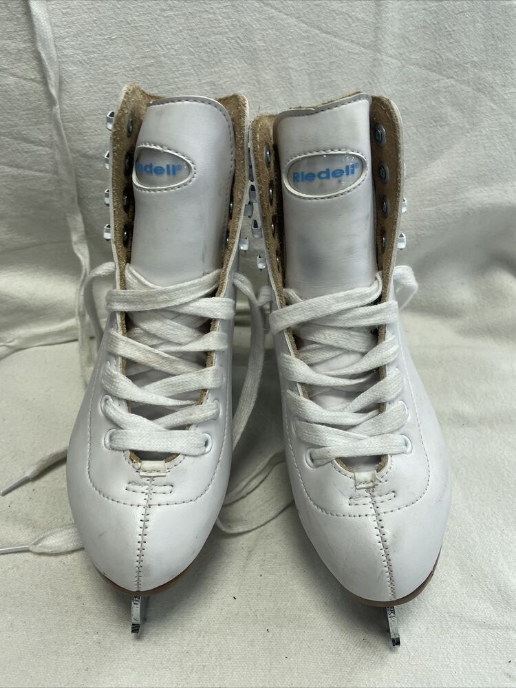 GIRLS JUNIOR SIZE 2 RIEDELL FIGURE ICE SKATES | SidelineSwap