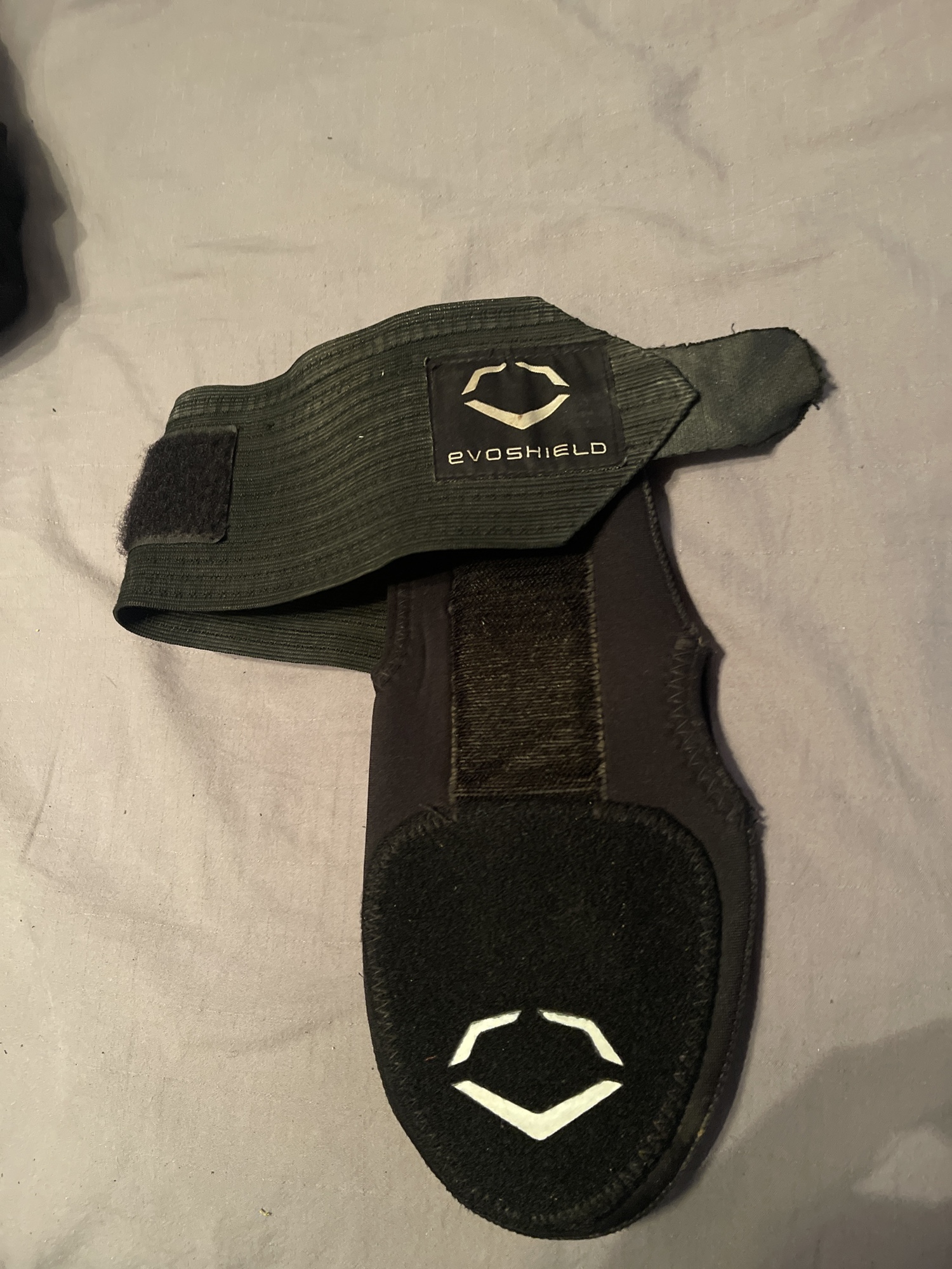 Black Used Senior EvoShield Wrist Guards Sliding mitt | SidelineSwap