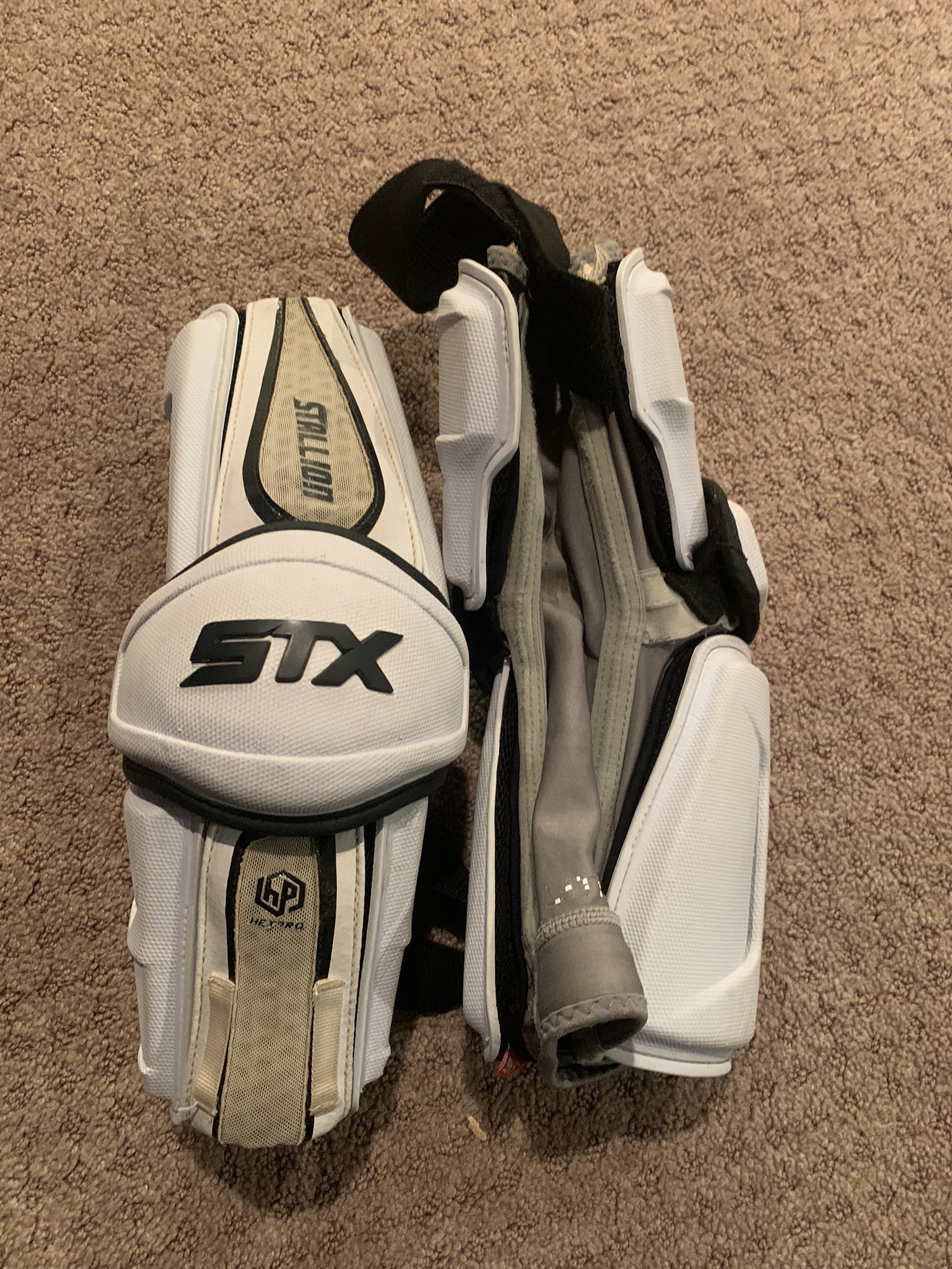 Used Large/Extra Large STX Stallion 50 Arm Pads | SidelineSwap