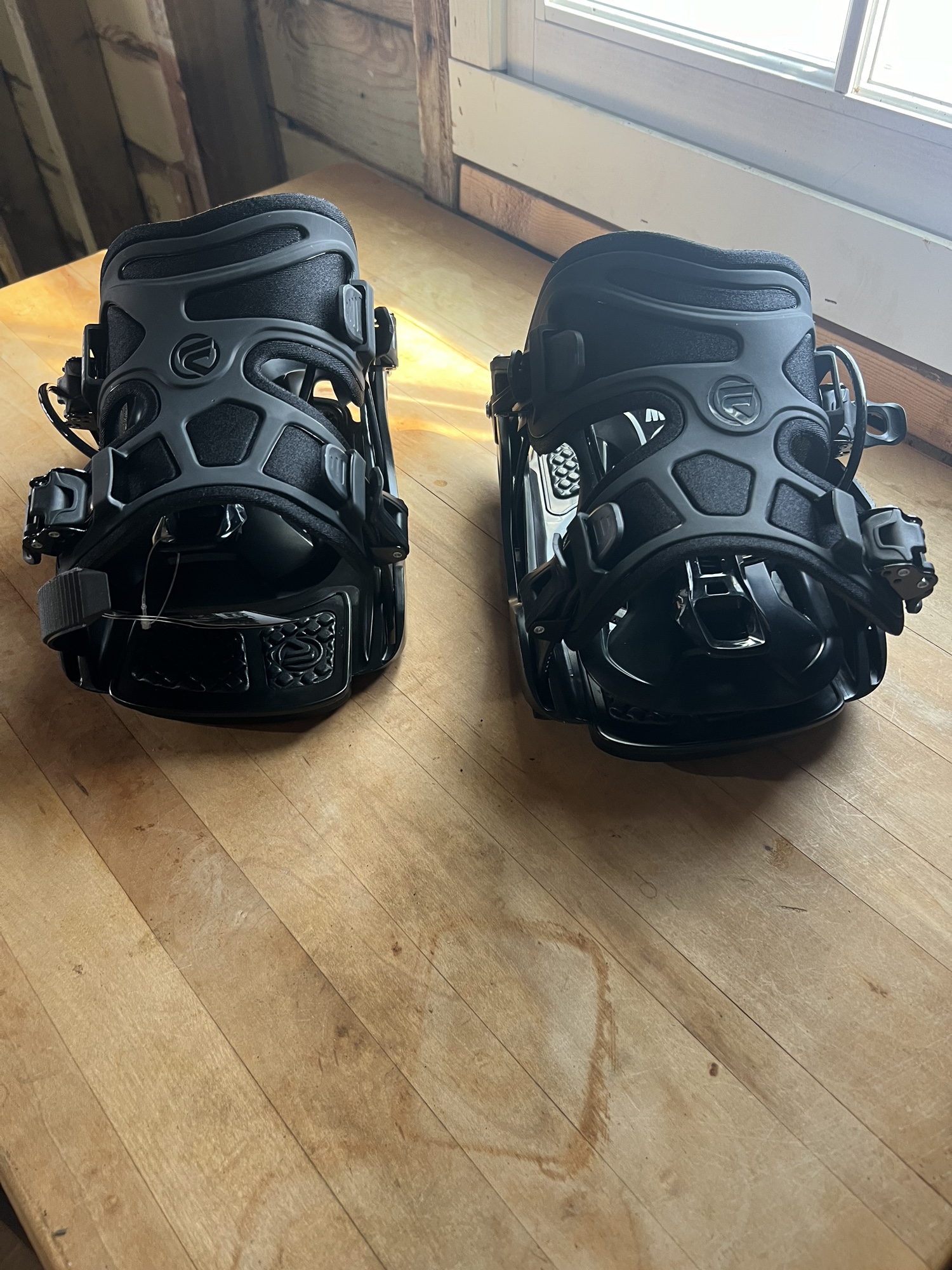 Men's Large Flow All Mountain Alpha Snowboard Bindings | SidelineSwap