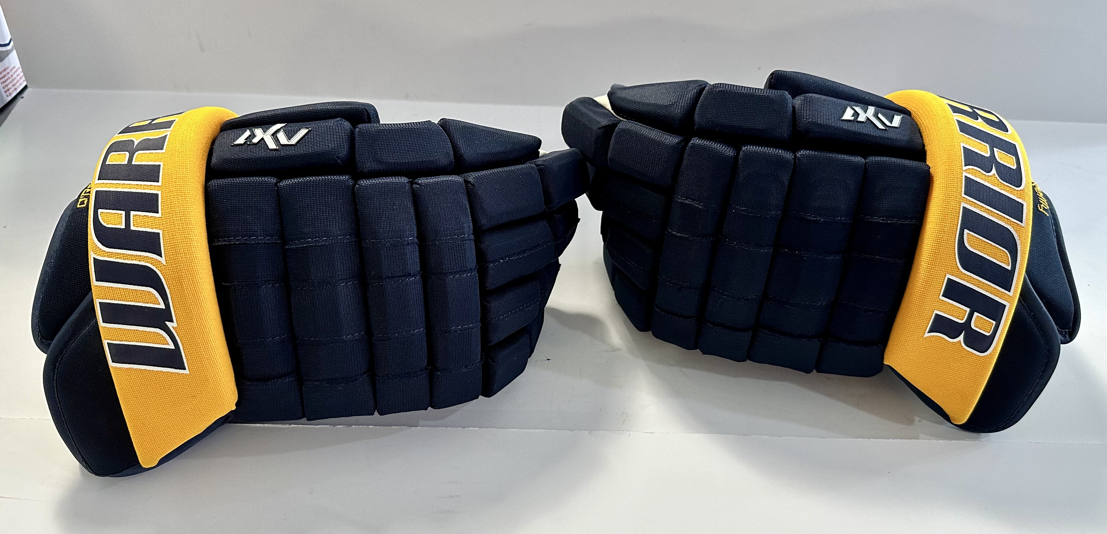 NWOT Warrior AX1 Gloves Buffalo Sabres Ryan O'Reilly Pro Stock #90 ...