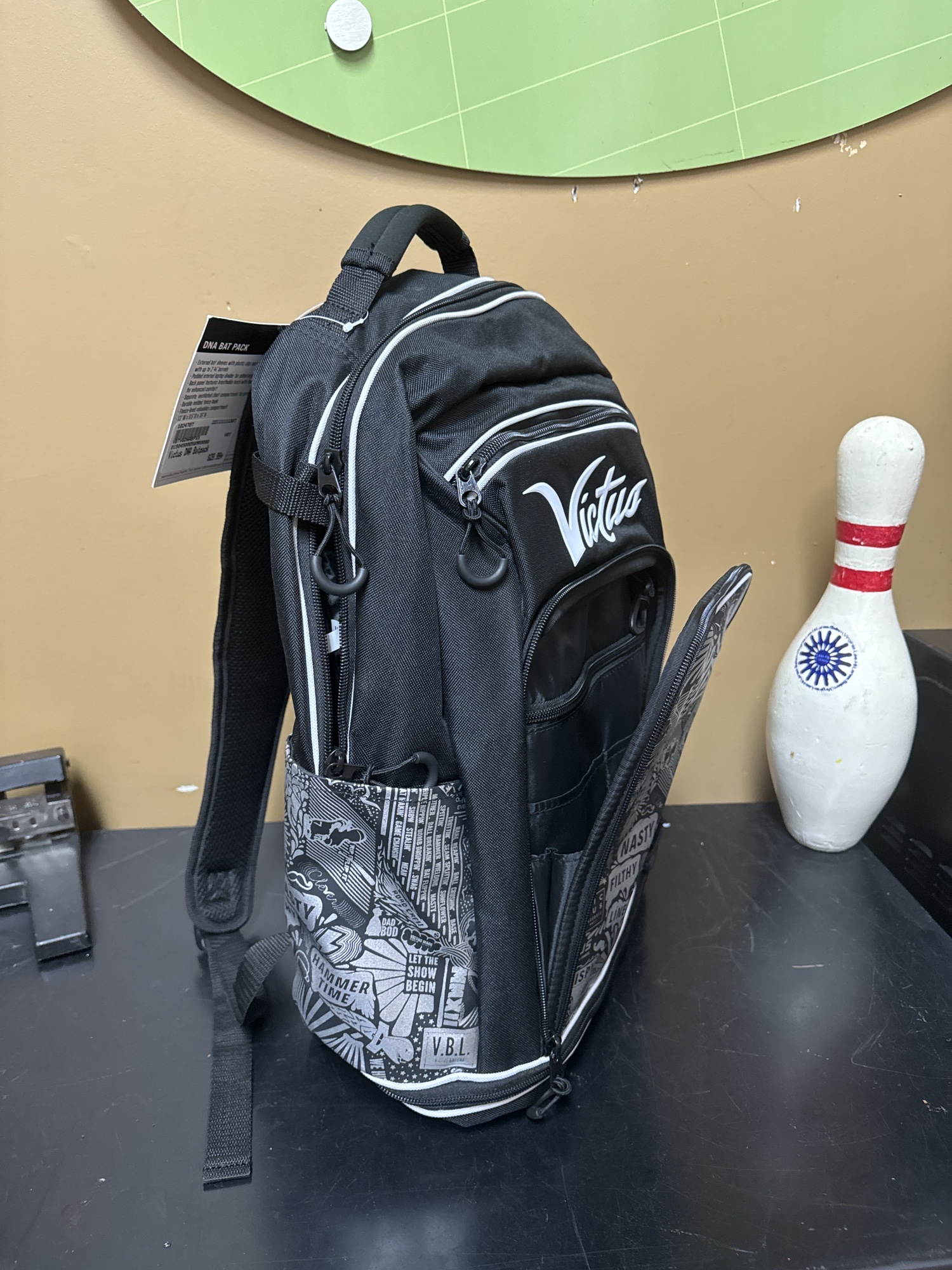 New Victus Dna Batpack Baseball And Softball Equipment Bags | SidelineSwap