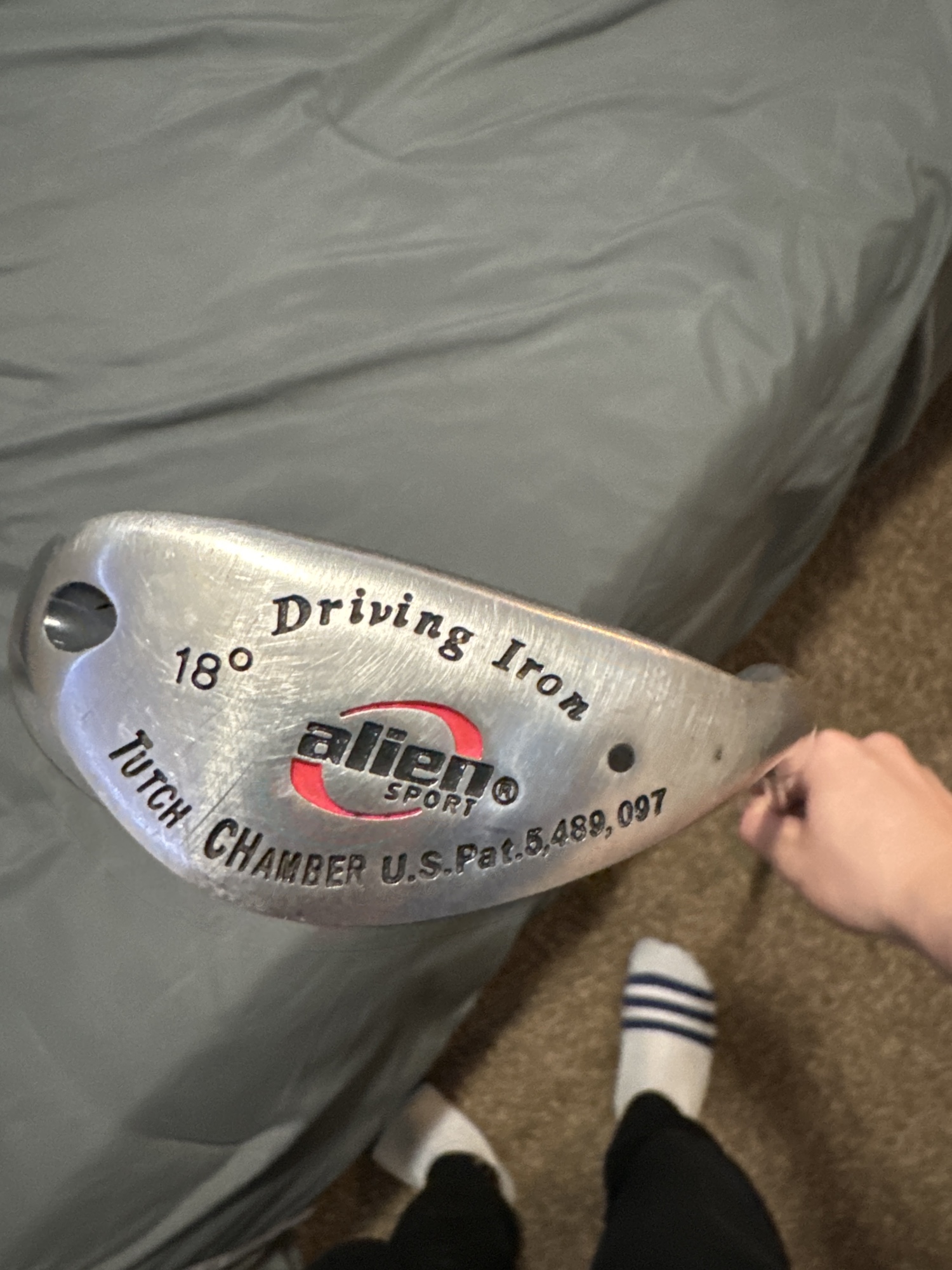 Alien golf 2 iron | SidelineSwap