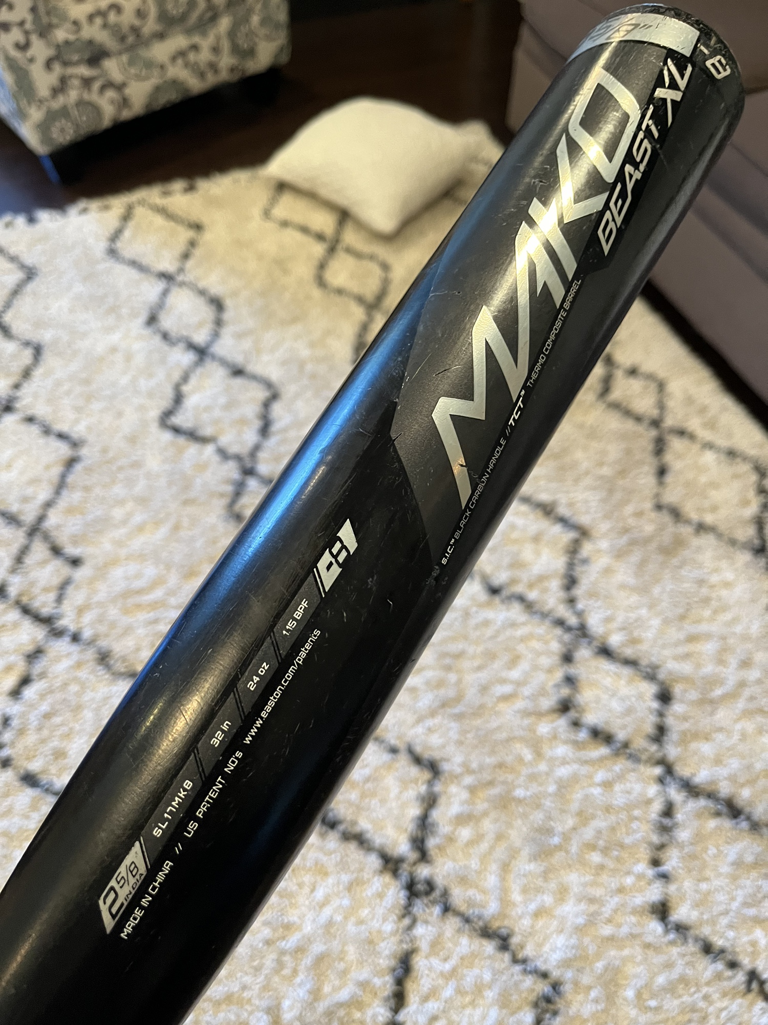 2018 Hybrid Composite (-8) 24 oz 32" Mako Beast Bat | SidelineSwap