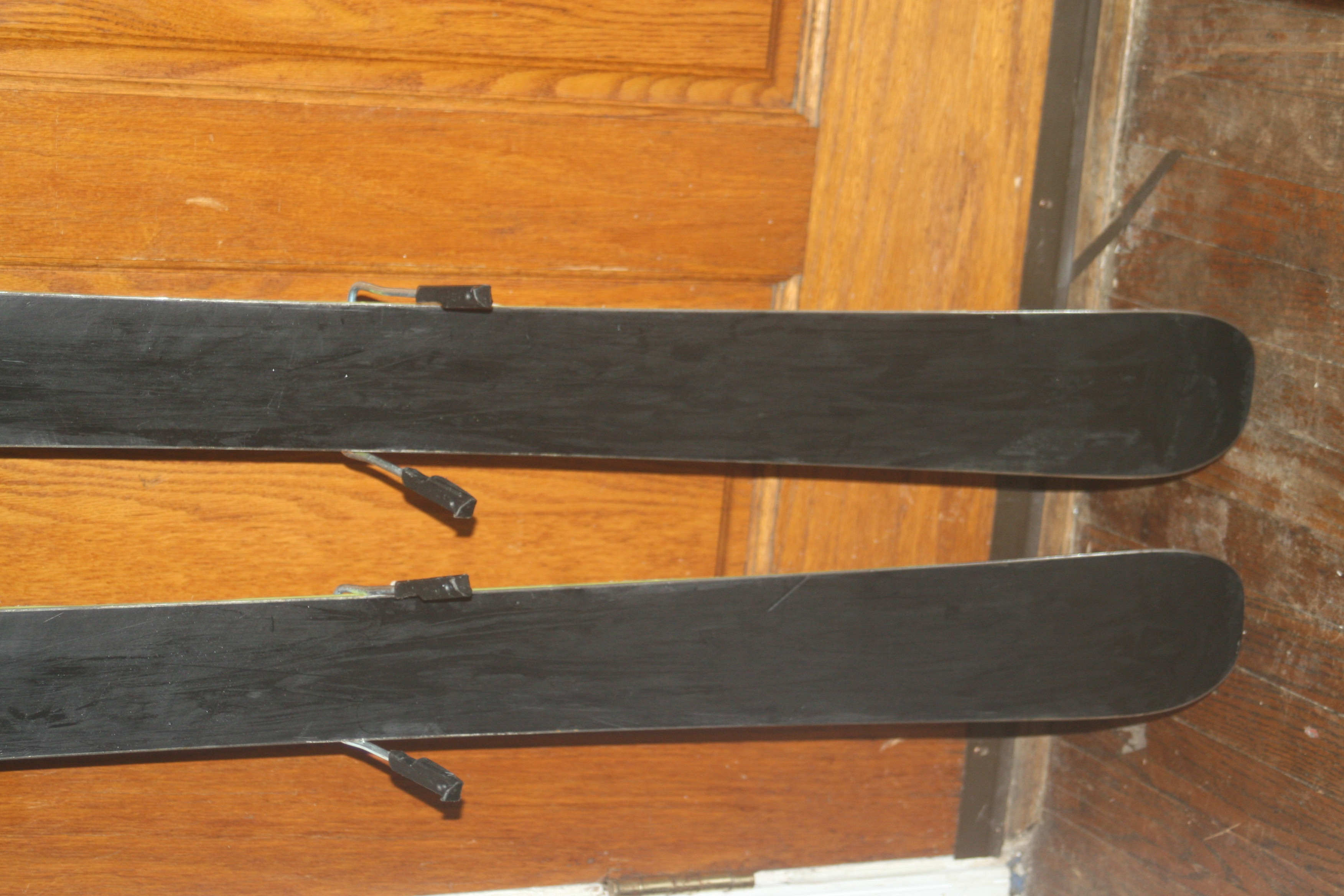 Used Atomic Vantage 85 157cm All Mountain Twin Tip Skis With Salomon ...