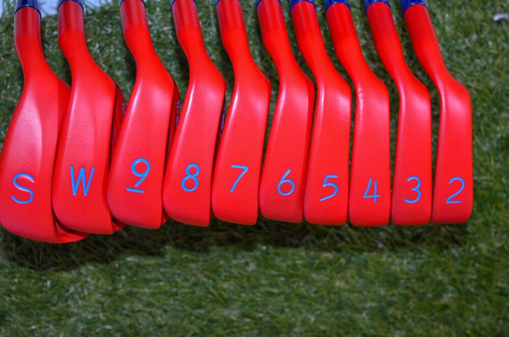 CUSTOM CERAKOTE Ping Eye 2 Black Dot 2-Pw,SW Set RH 39.5" Graphite Stiff Dritac | SidelineSwap