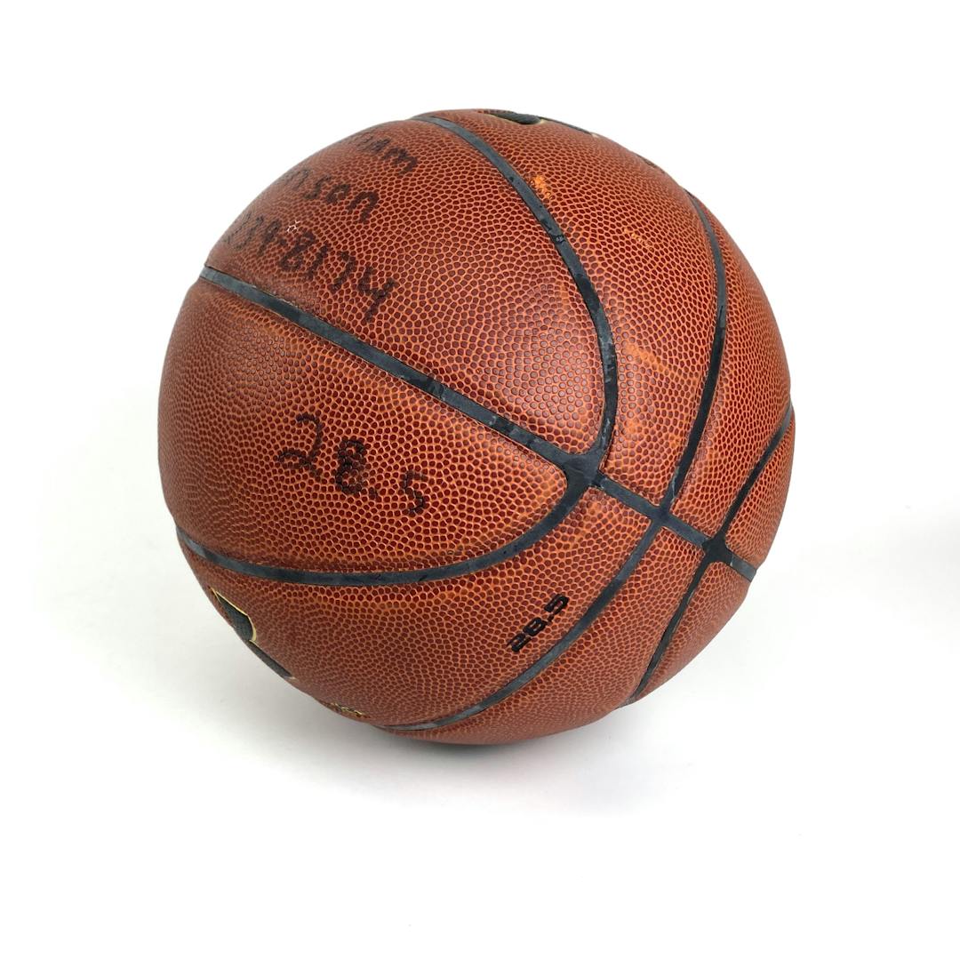 Used Under Armour 495 Basketball 28 1 2" | SidelineSwap