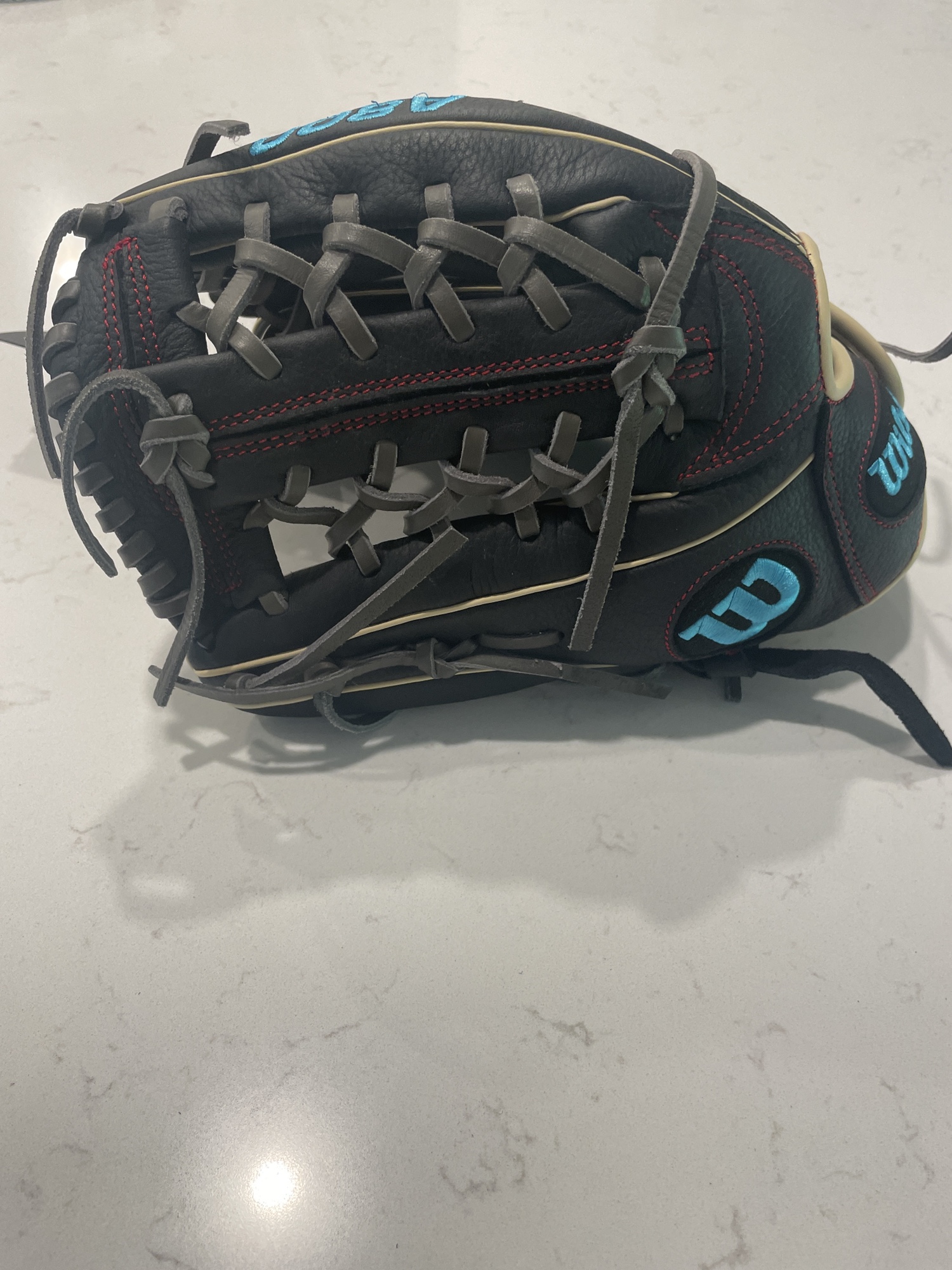NEW LHT Wilson 12" A800 Baseball Glove | SidelineSwap
