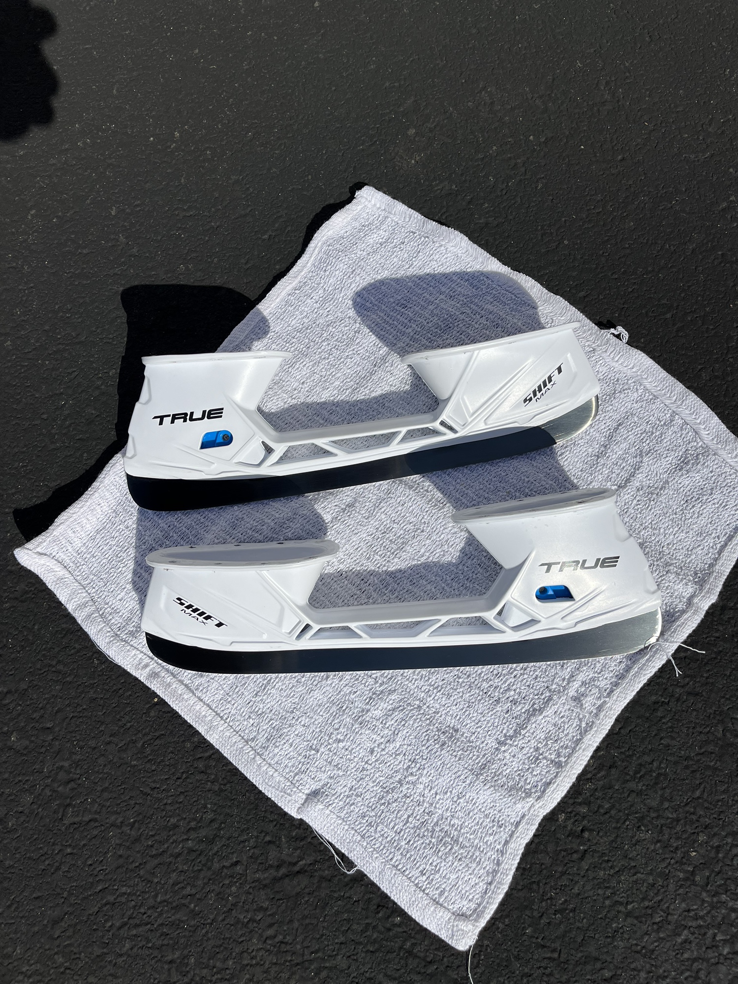 BRAND NEW TRUE SHIFT MAX HOLDERS AND BLADES 280 mm | SidelineSwap