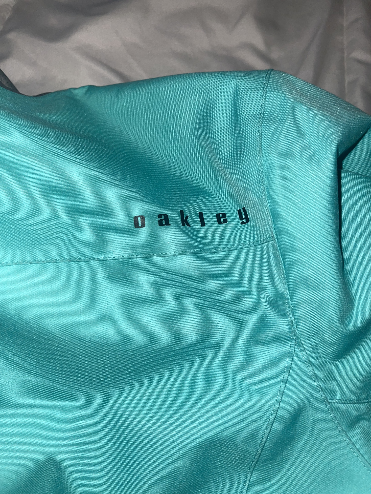 Blue Used Large Oakley Jacket | SidelineSwap
