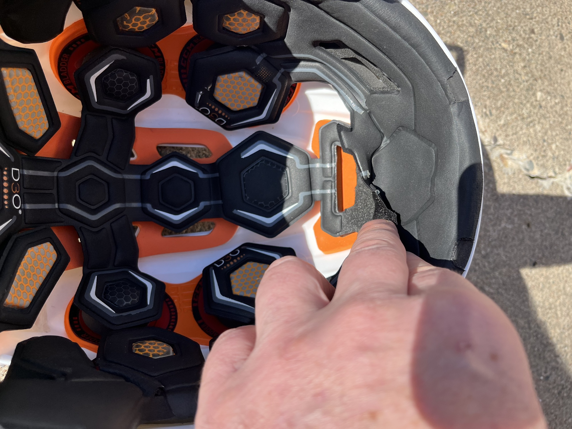 Ccm 710 helmet senior large | SidelineSwap