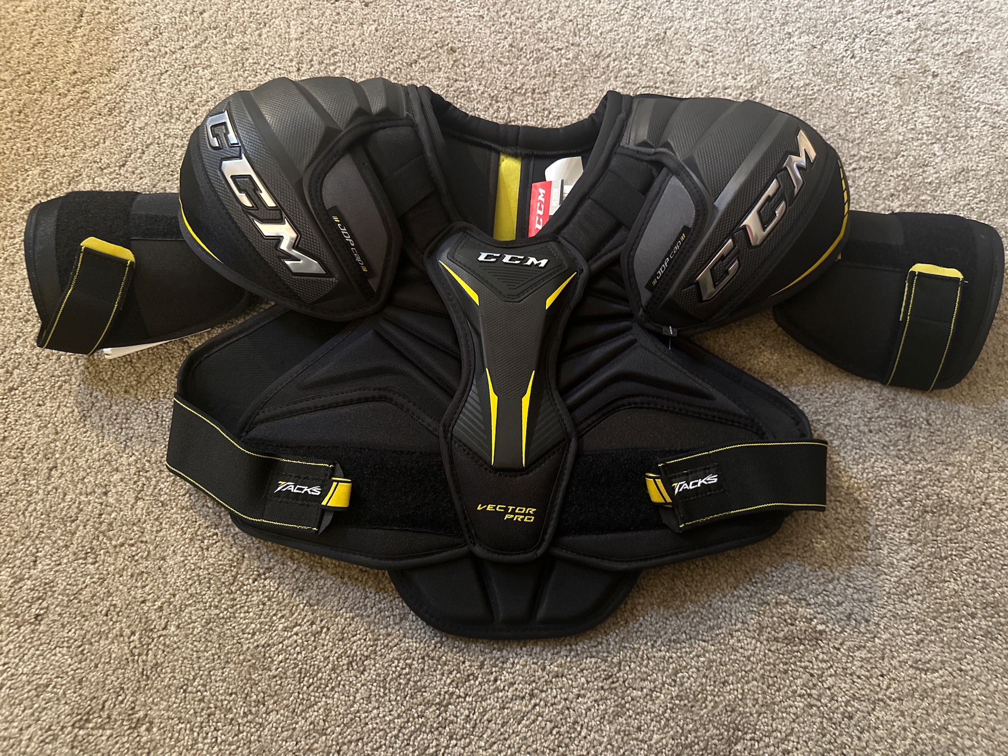 New Senior Medium CCM Vector Pro Shoulder Pads | SidelineSwap