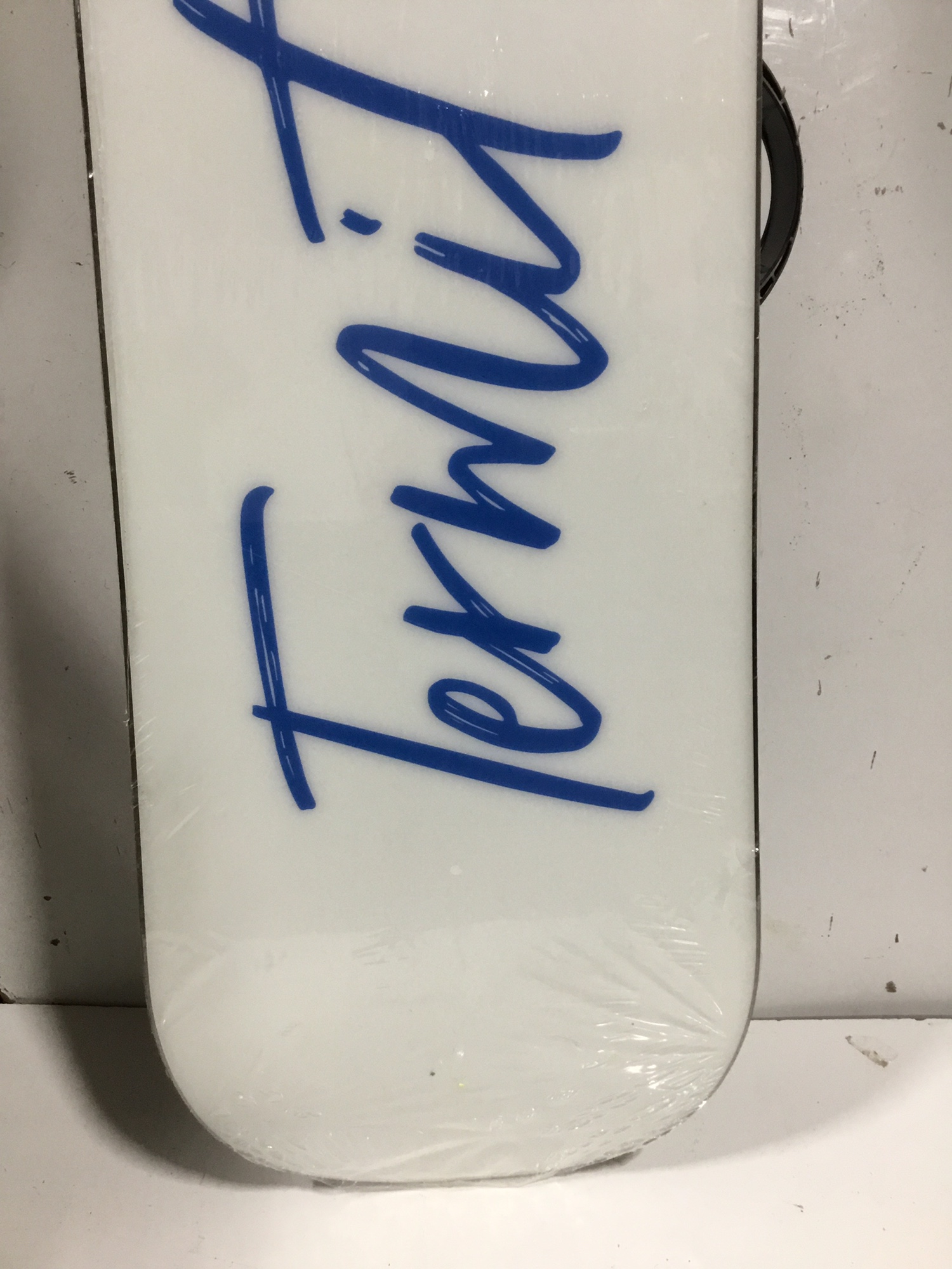 151 New Termit Aura snowboard | SidelineSwap