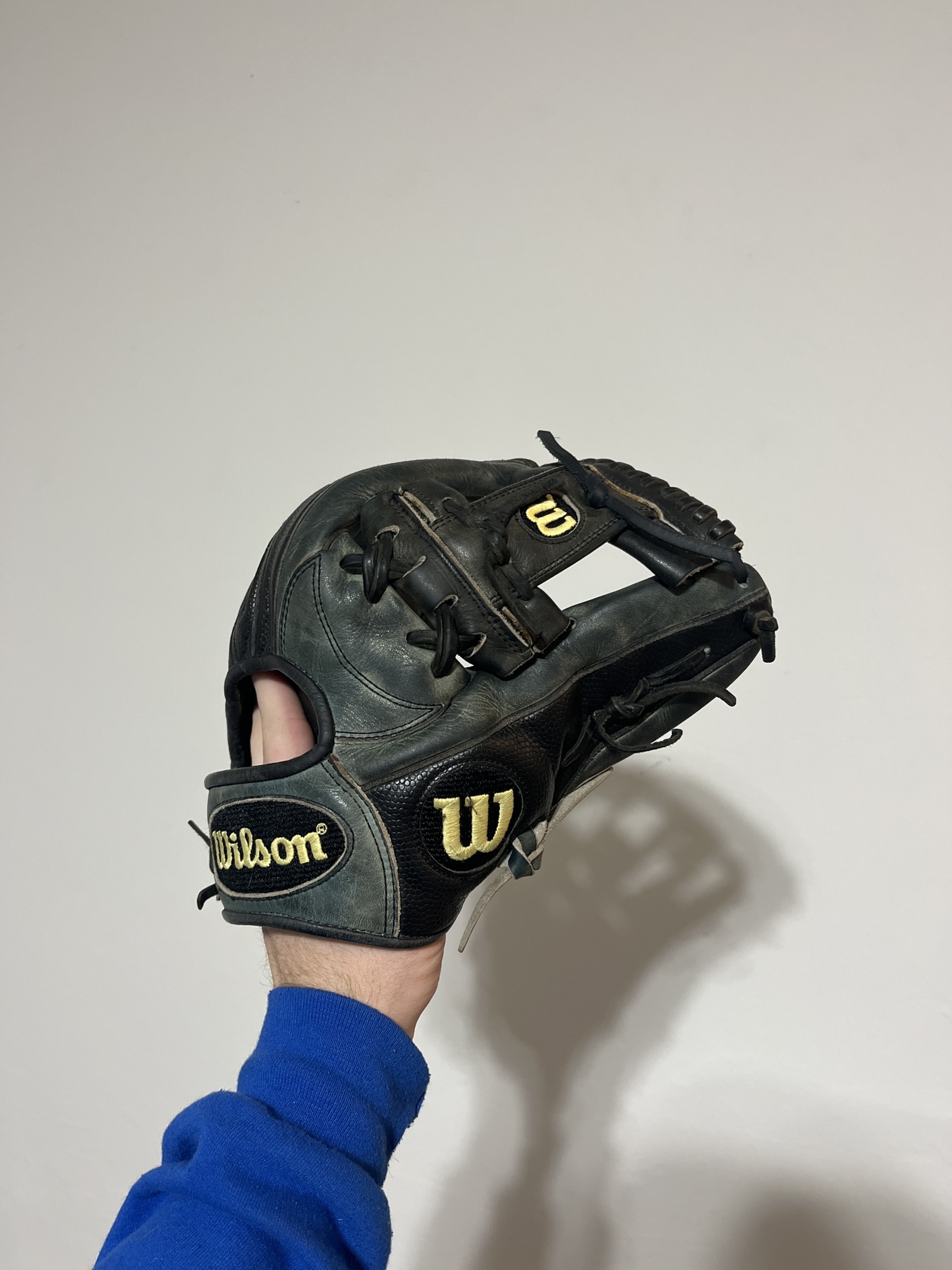 Wilson a2000 1787 11.75 baseball glove | SidelineSwap
