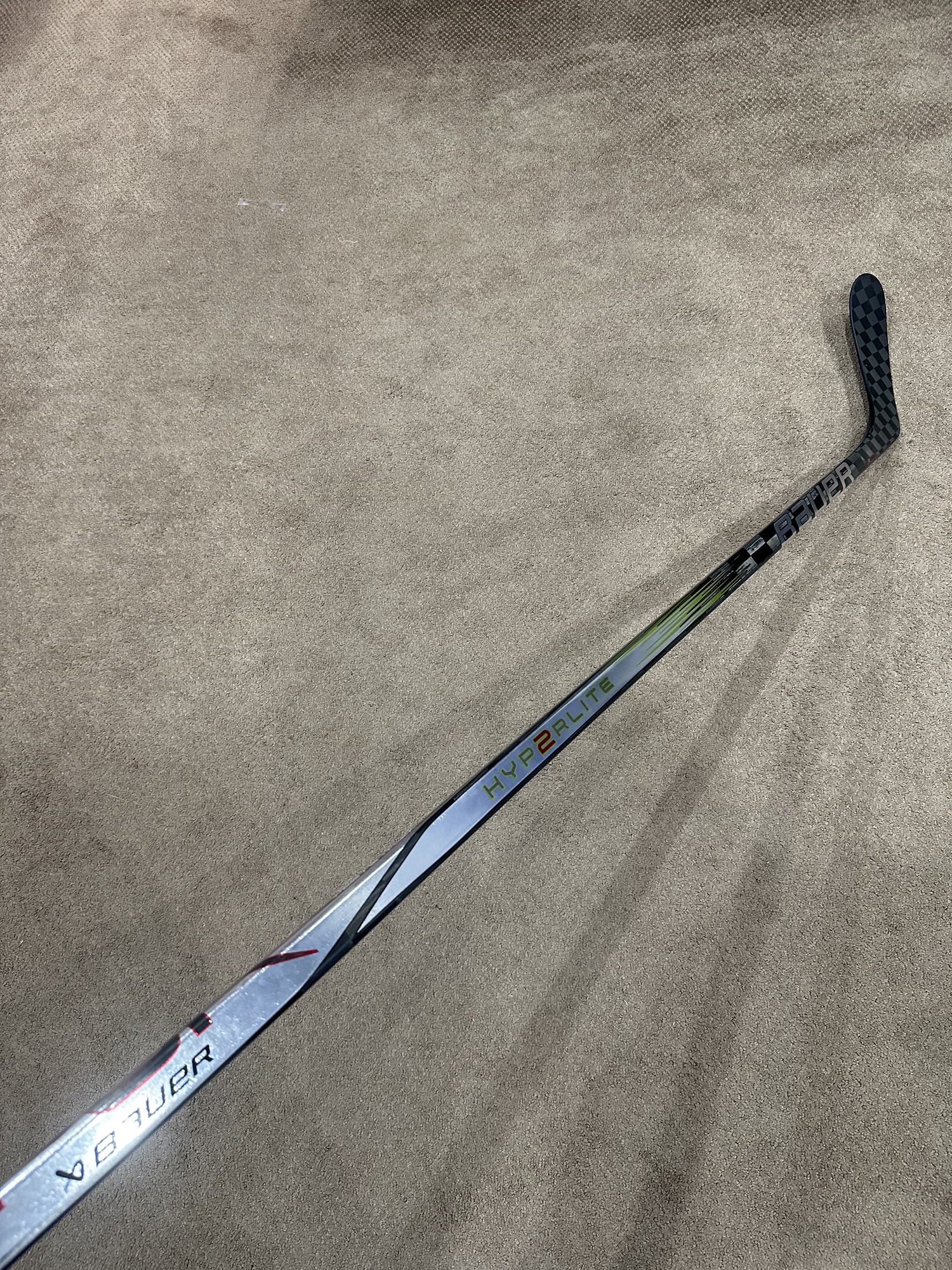 P28 87 Flex New Left Hand P28 Vapor Hyperlite 2 Hockey Stick | SidelineSwap