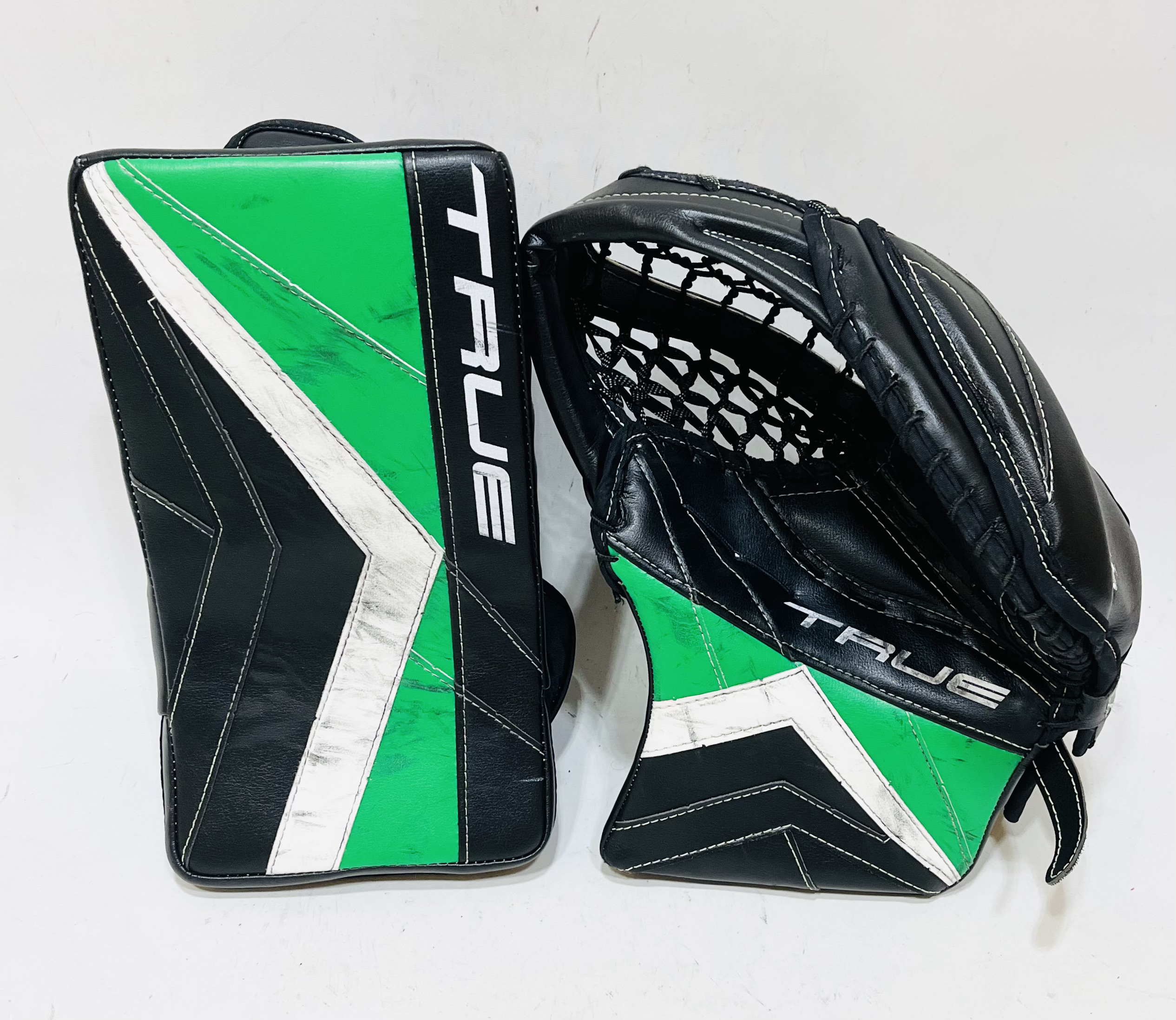 True Catalyst PX3 Goalie Regular Setup-32 + 2.5"- Regular Glove ...