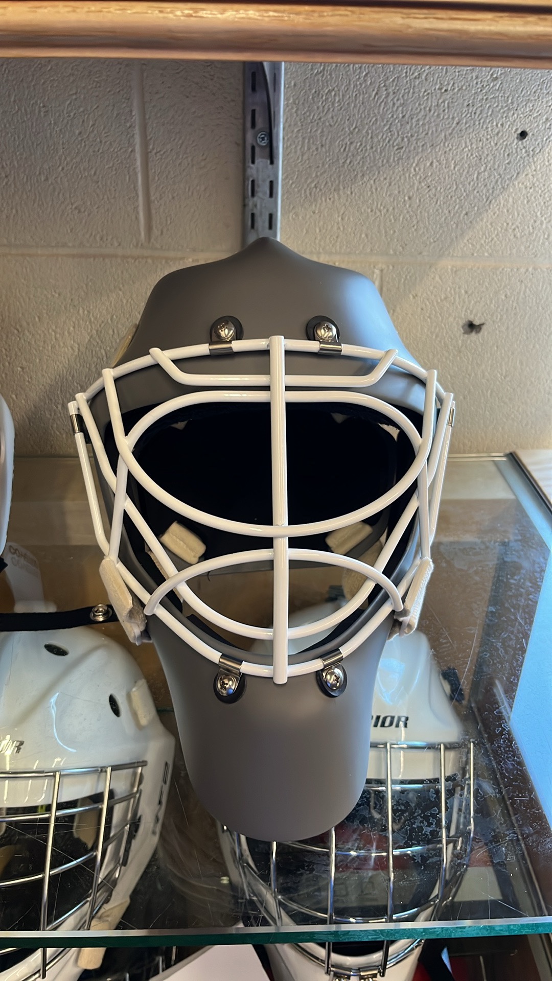 Large Apex goalie mask | SidelineSwap