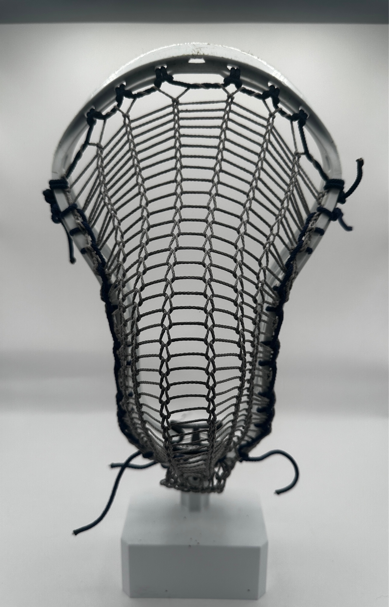 STX Surgeon 900 Strung with Armor mesh spider wire | SidelineSwap