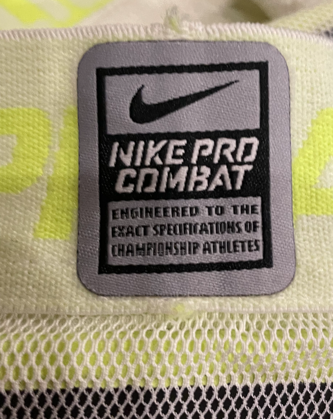New Youth Medium Nike nike pro combat | SidelineSwap