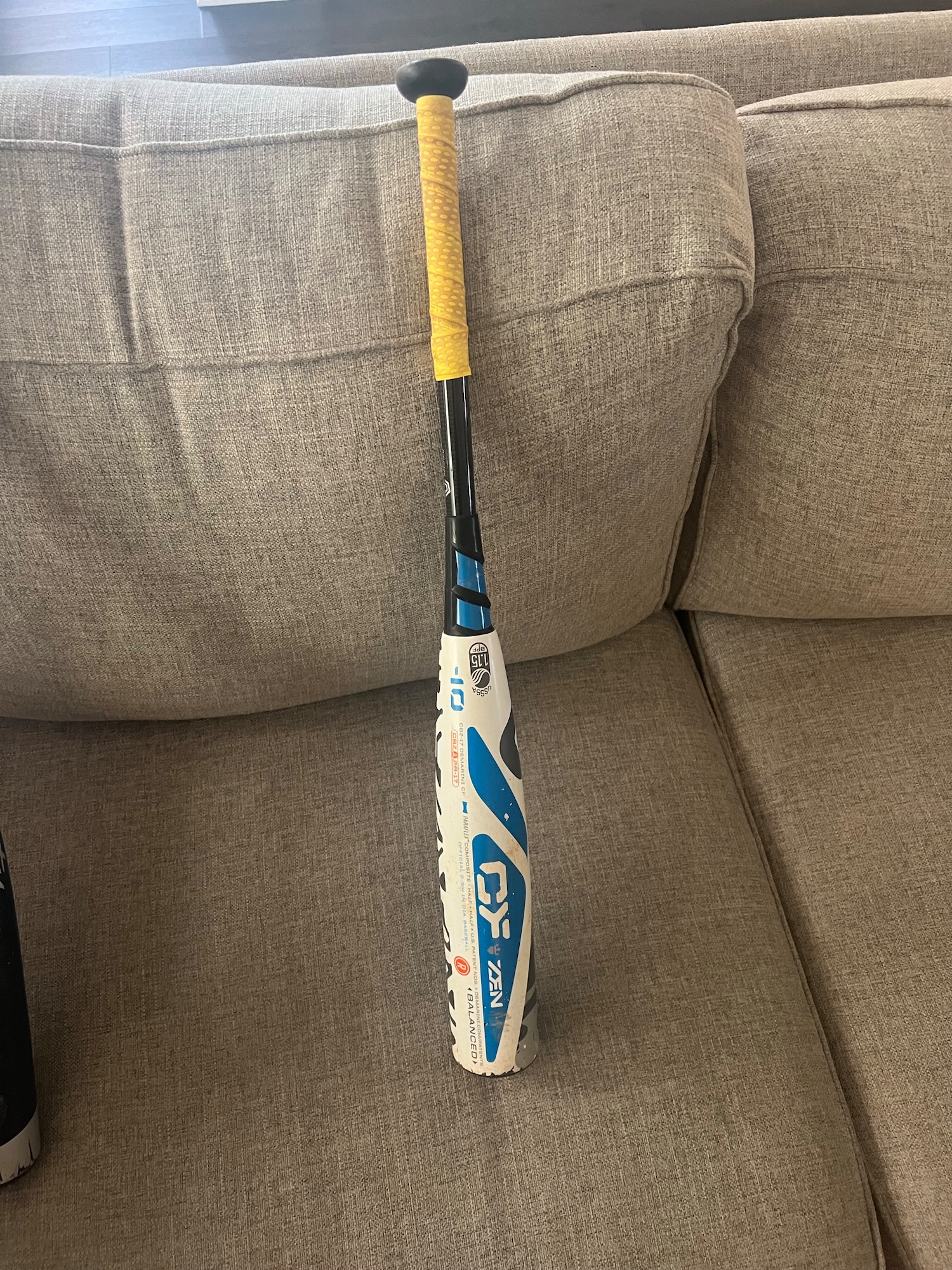 2017 Composite (-10) 18 oz 28" CF Bat | SidelineSwap