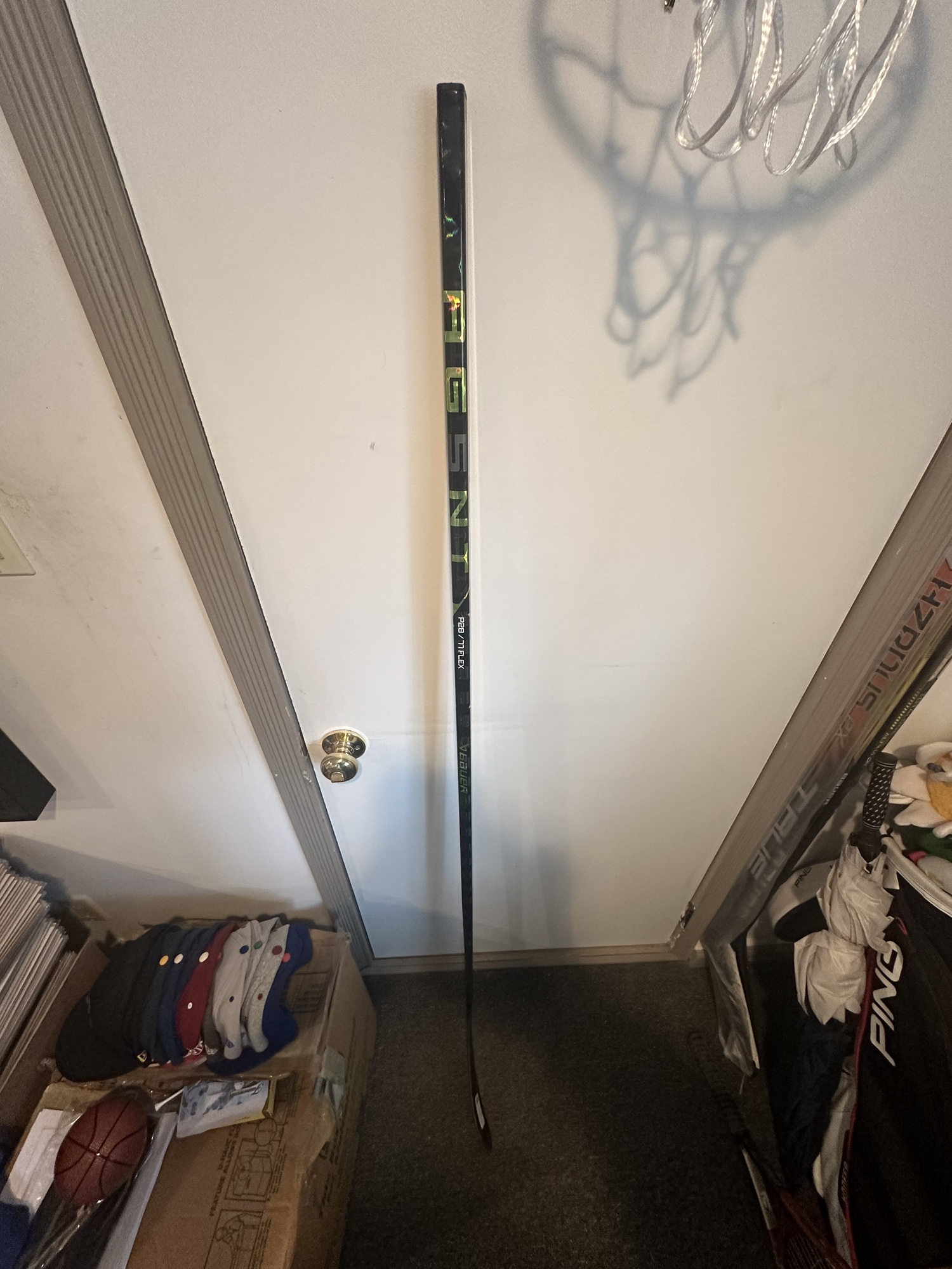 Bauer Agent stick P28 77 Flex Right hand-brand new | SidelineSwap