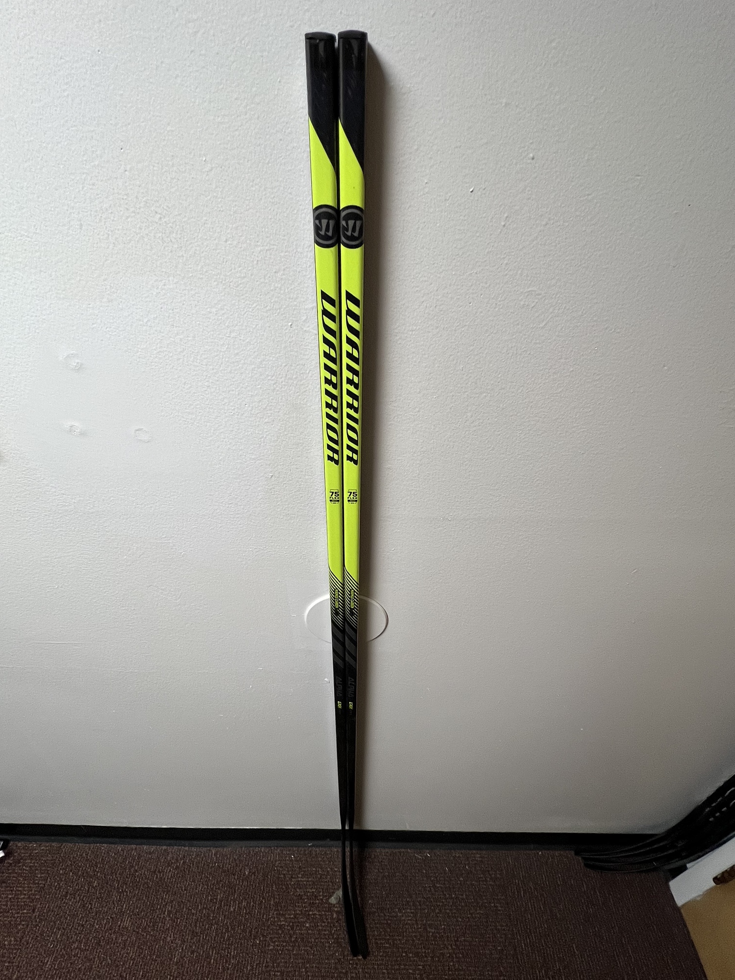 2 Pack Warrior Alpha LX2 Max stick 75/W03/RH | SidelineSwap