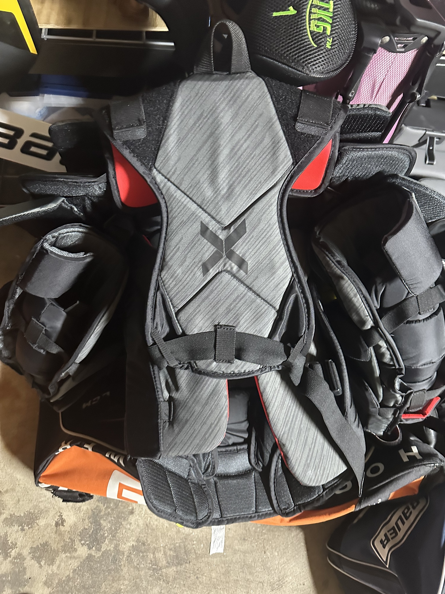 Bauer Hyperlite 2 Goalie Chest Protector LARGE | SidelineSwap