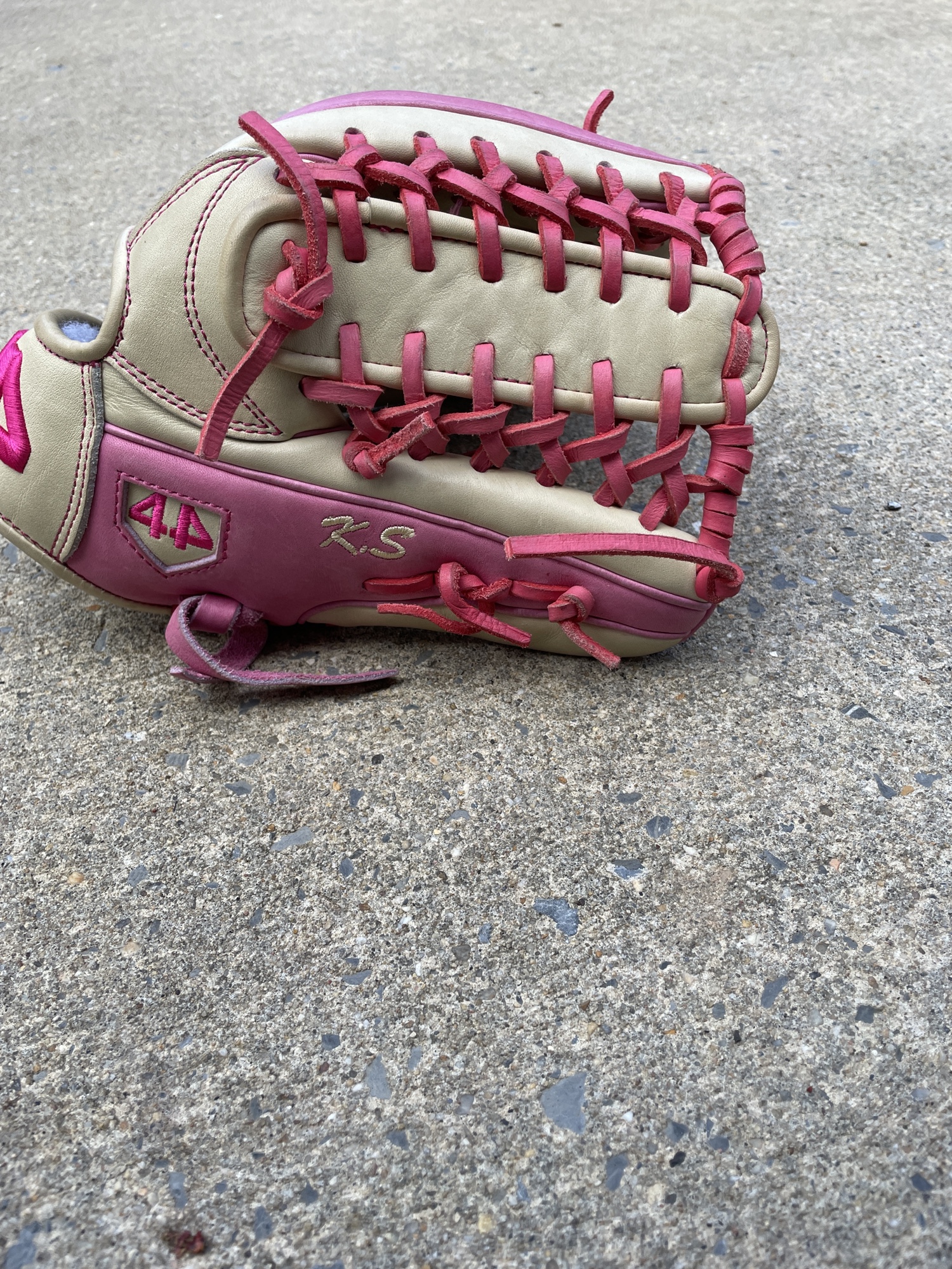 44 Pro 12 Inch Glove | SidelineSwap